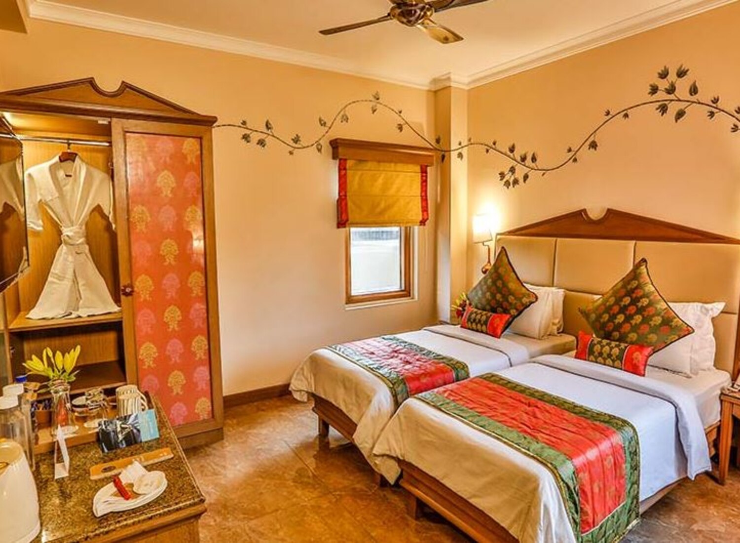 Heritage Village Resort & Spa Manesar 𝗕𝗢𝗢𝗞 Manesar Resort