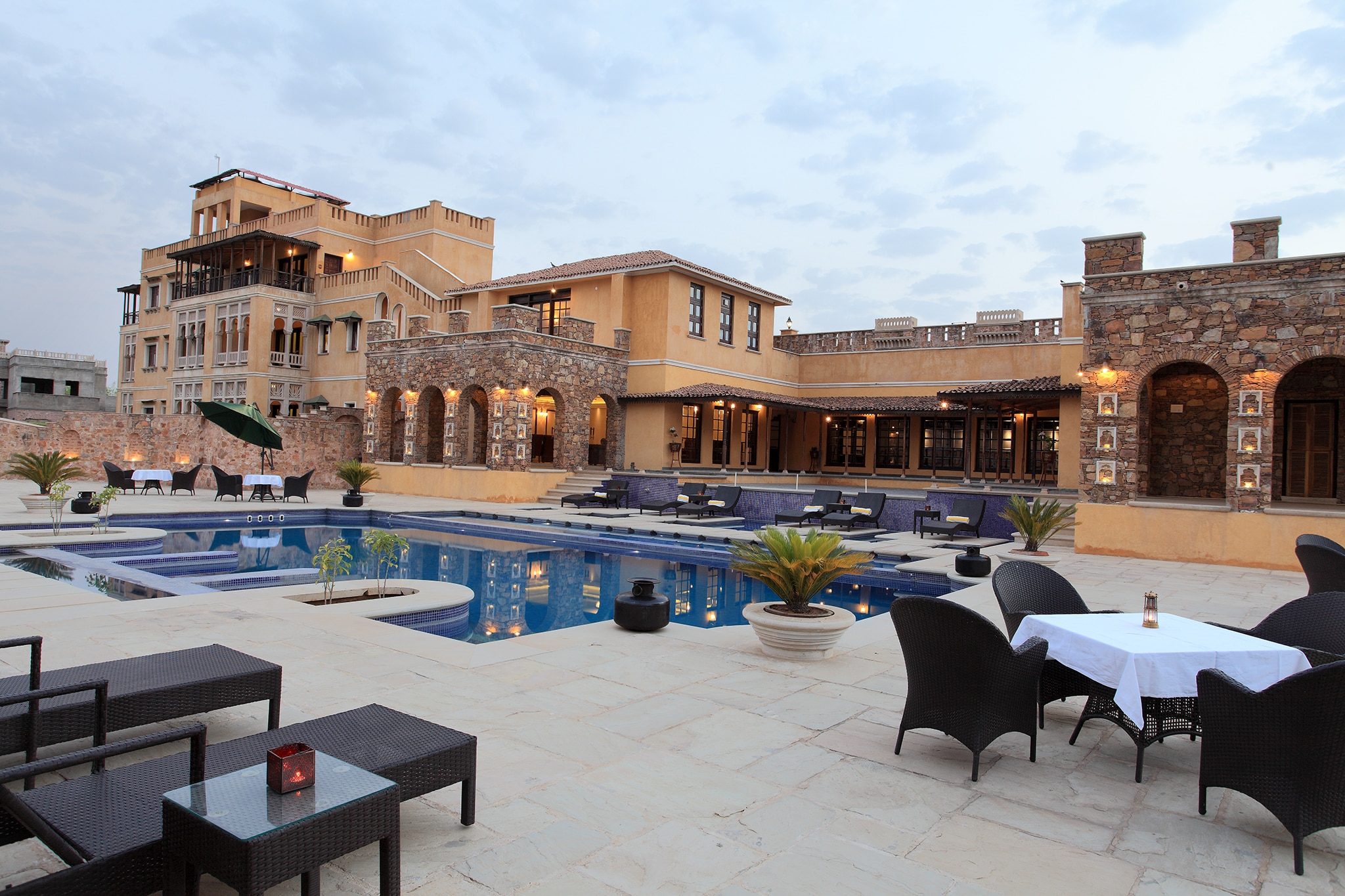 Juna Mahal Jungle Resort Ranthambore. 𝗕𝗢𝗢𝗞 Sawai Madhopur Hotel