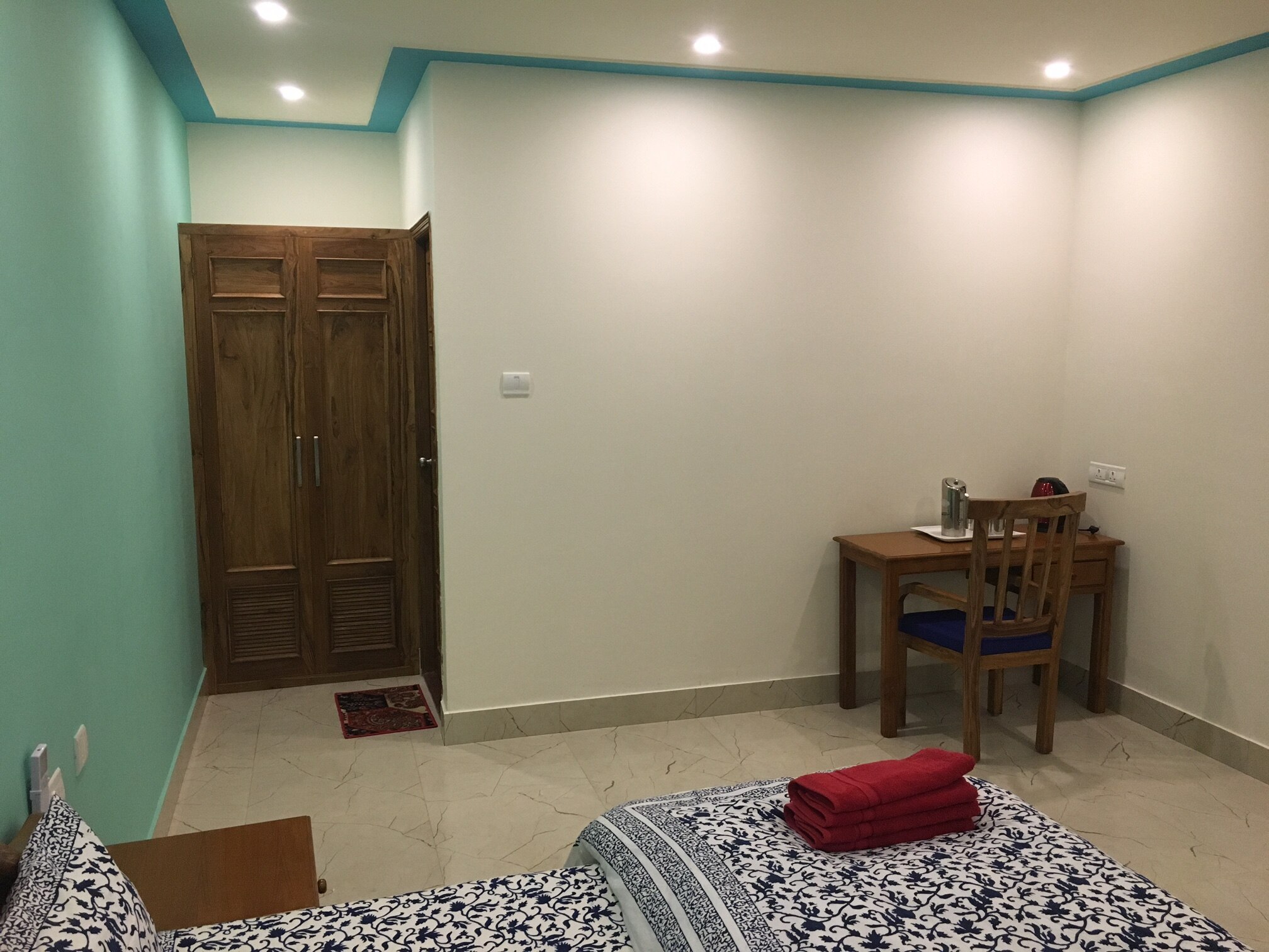 MVT Guesthouse & Restaurant Vrindavan INR 357 OFF ( ̶1̶7̶0̶0̶ ) Hotel ...