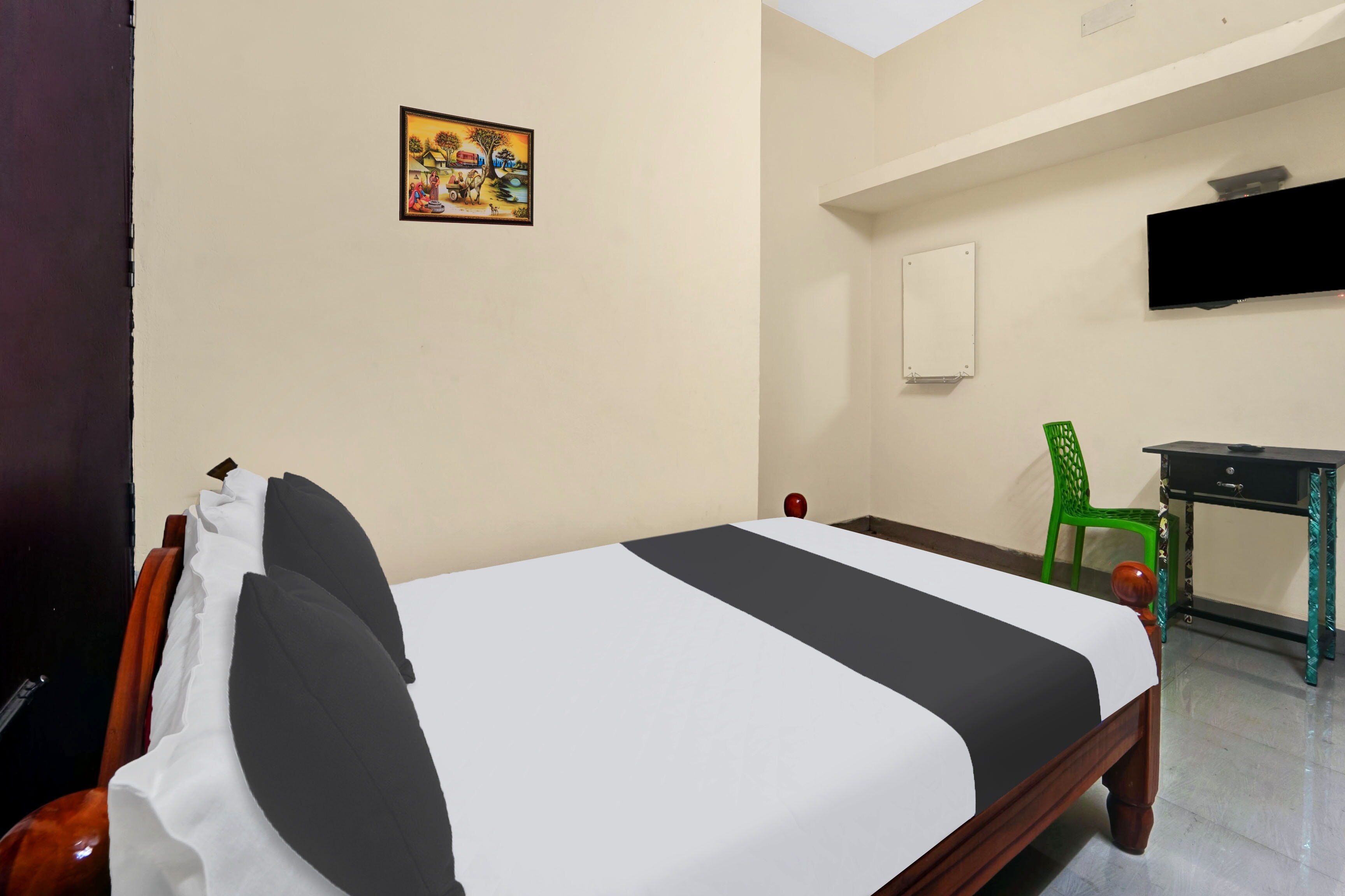 Hotel O Ohm Muruga Tower Hotel Usilampatti - Reviews, Photos & Offer