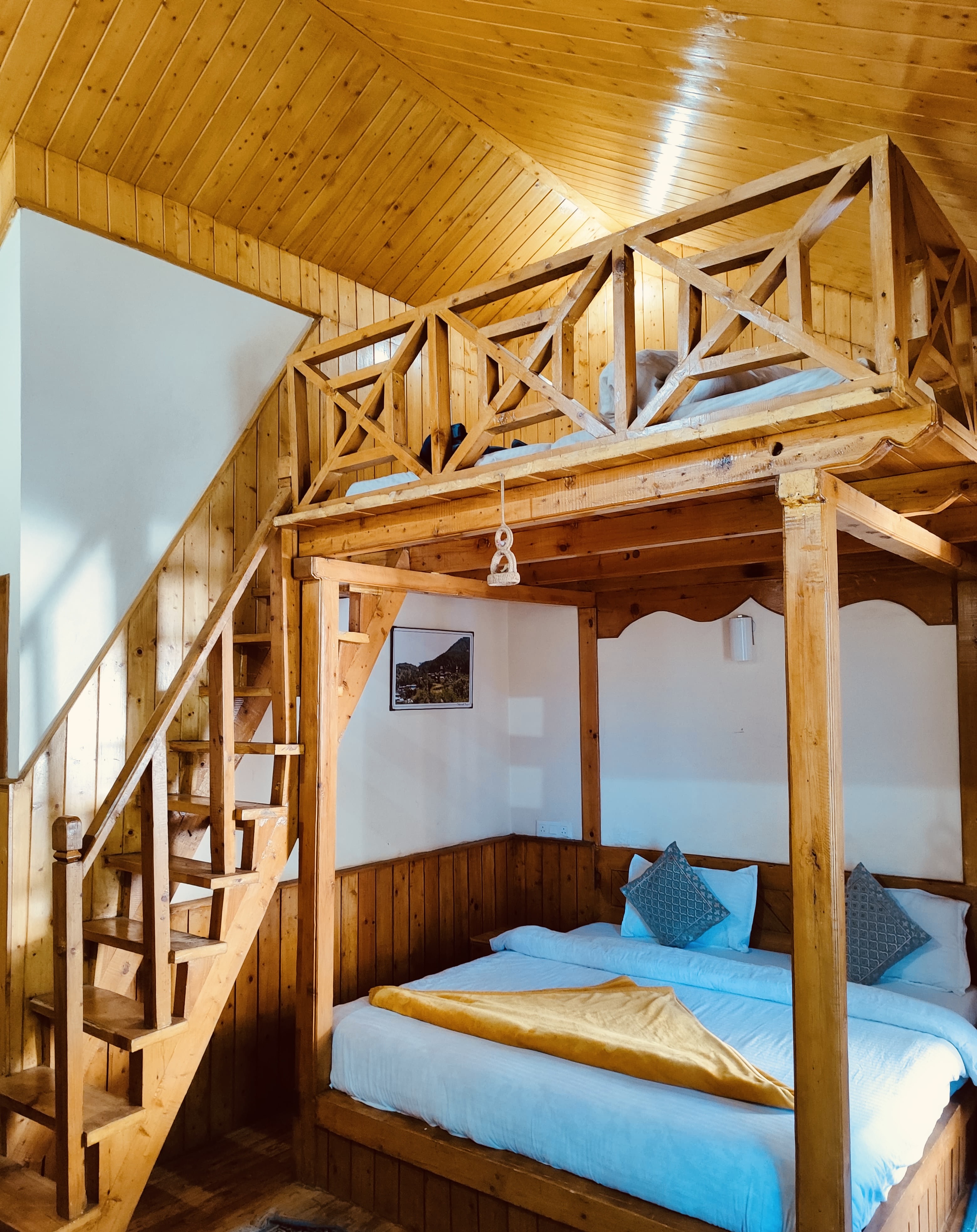 Majestic View X WANDERHOUSE 𝗕𝗢𝗢𝗞 Jibhi Hotel 𝘄𝗶𝘁𝗵 𝗙𝗥𝗘𝗘 𝗖𝗮𝗻𝗰𝗲𝗹𝗹𝗮𝘁𝗶𝗼𝗻