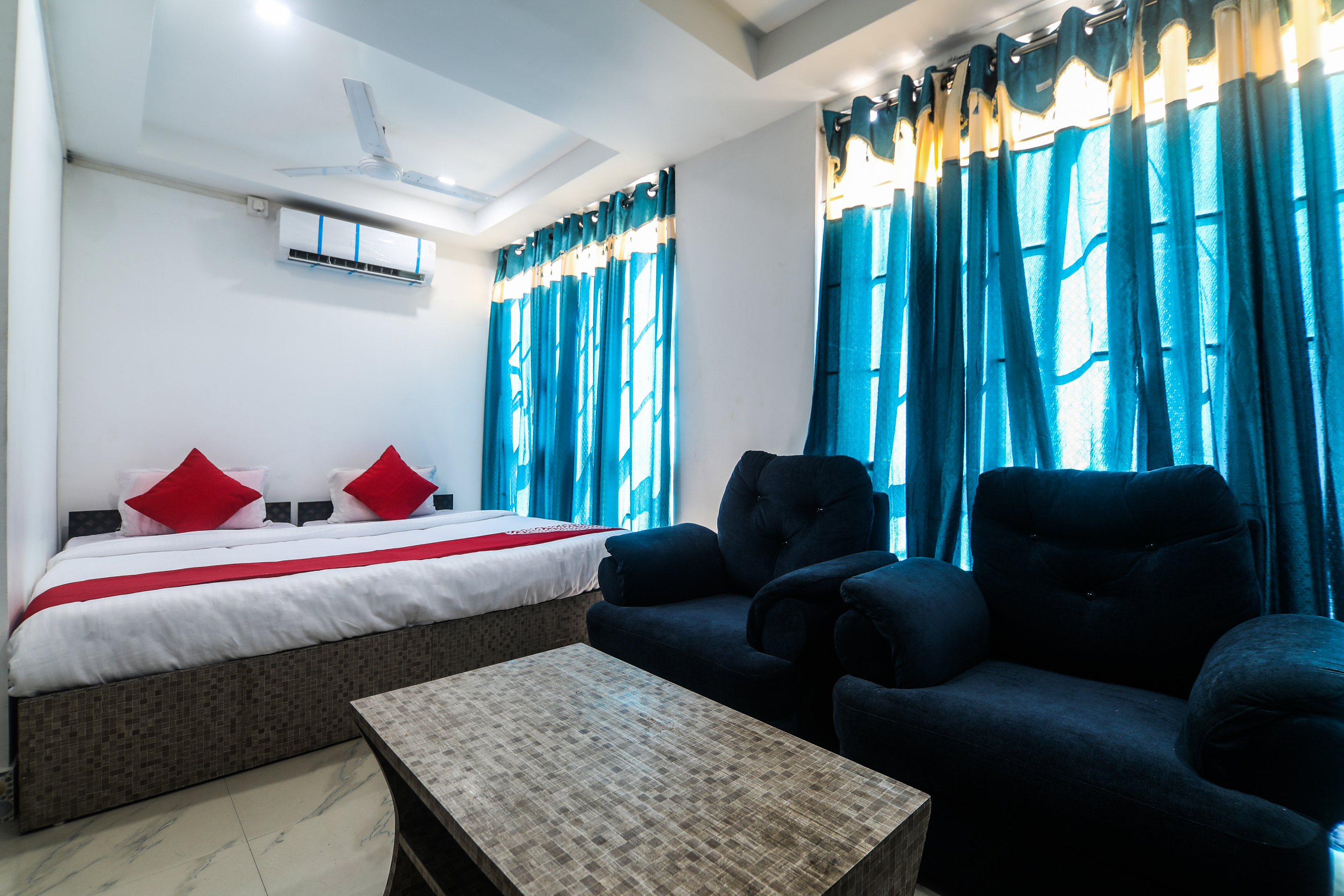 Hotel Priya Palace Guwahati - INR 311 OFF ( ̶1̶6̶4̶9̶ ) Deal + HD ...