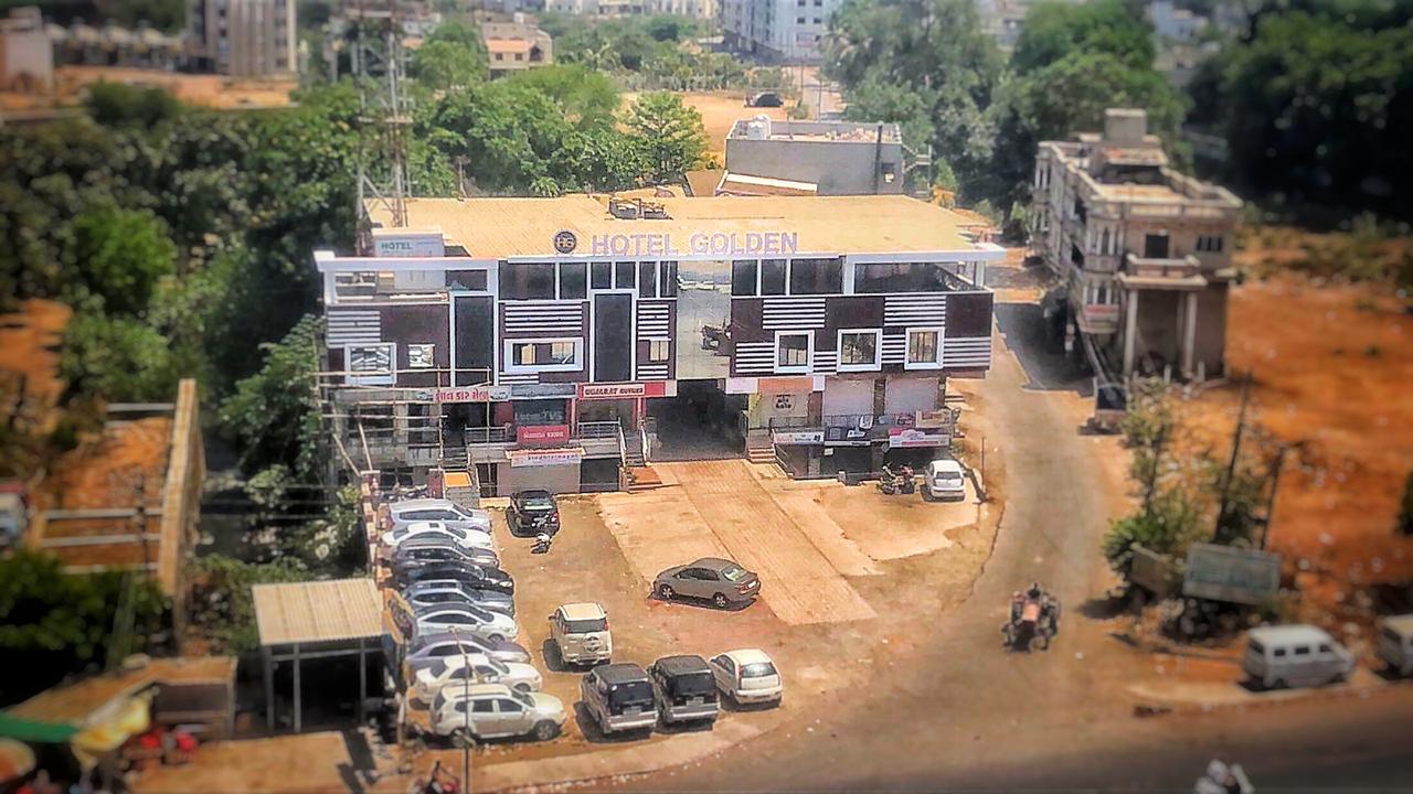 HOTEL GOLDEN Best Rates on Bardoli Hotel Deals, Reviews & Photos