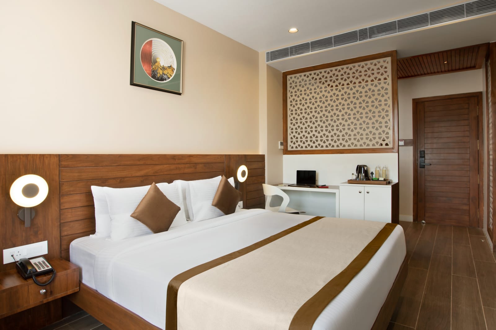 THE MADRAS GRAND Best Rates on Chennai Hotel Deals, Reviews & Photos