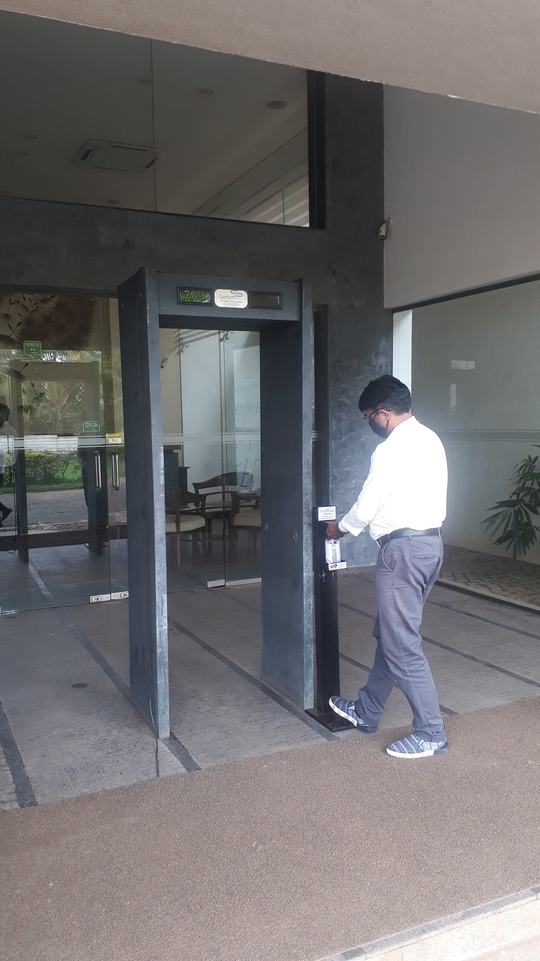 The Fern Residency Miramar, Goa Goa INR 915 OFF ( ̶3̶2̶5̶0̶ ) Hotel ...