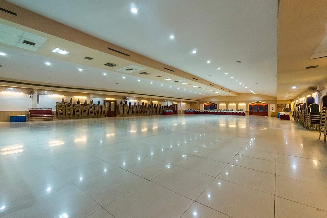 Hotel River Bay Rajahmundry INR 1149 OFF ( ̶4̶2̶5̶6̶ ) Resort Price ...