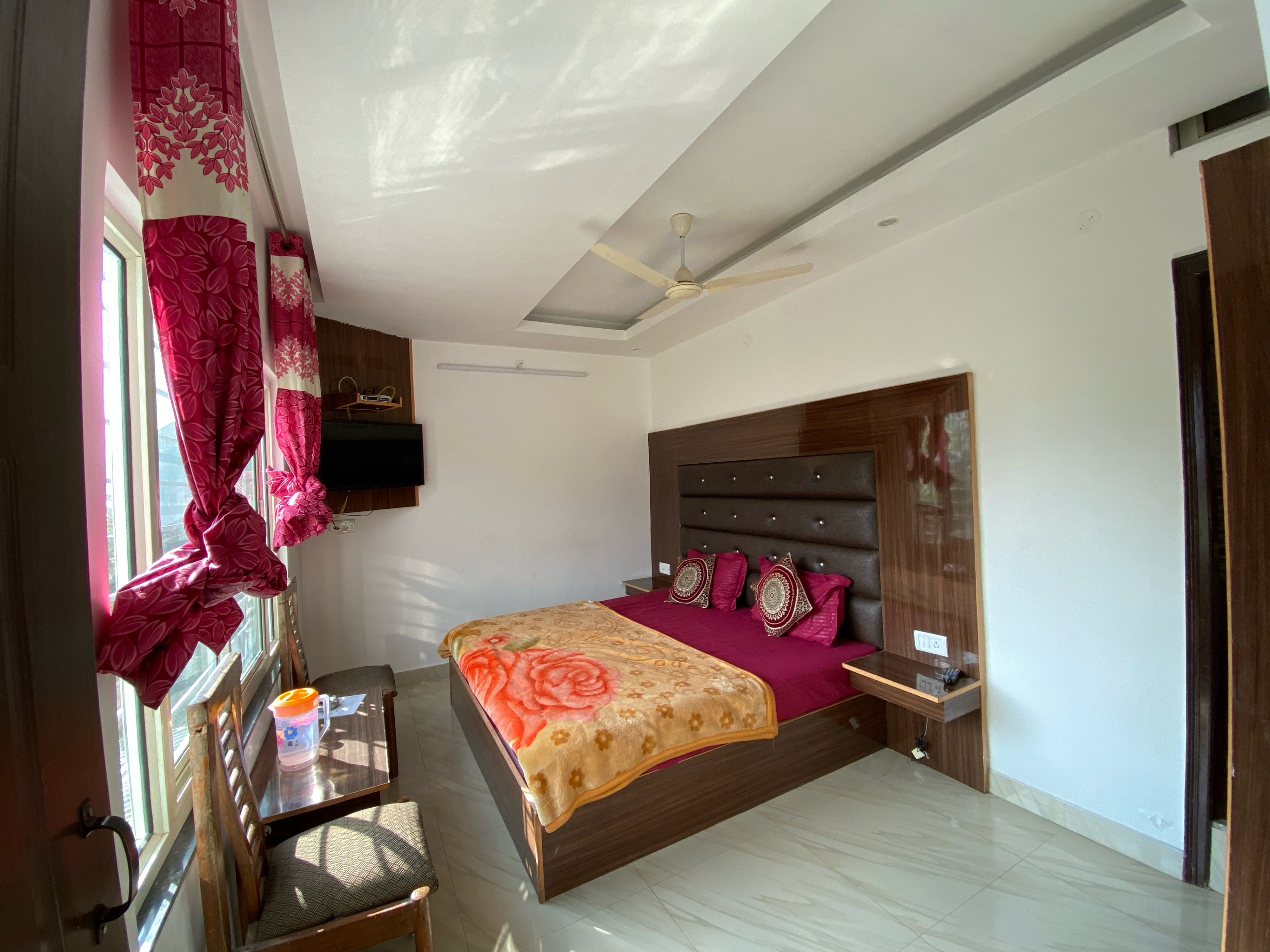 Photos of Mount Devdar | Hill-view Rooms - Homestay in Mussoorie