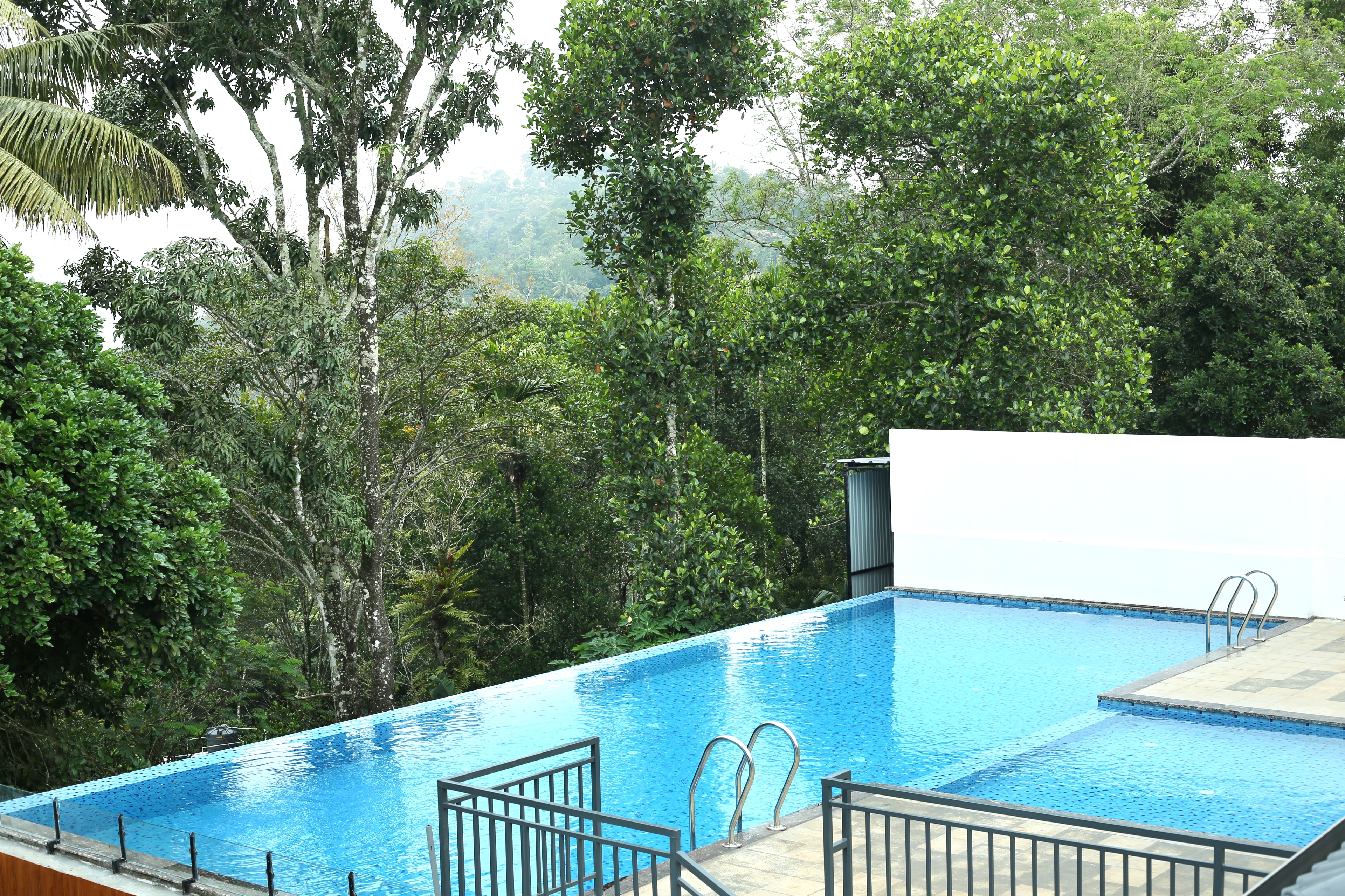 Winternote Resorts 𝗕𝗢𝗢𝗞 Munnar Hotel 𝘄𝗶𝘁𝗵 𝗙𝗥𝗘𝗘 𝗖𝗮𝗻𝗰𝗲𝗹𝗹𝗮𝘁𝗶𝗼𝗻