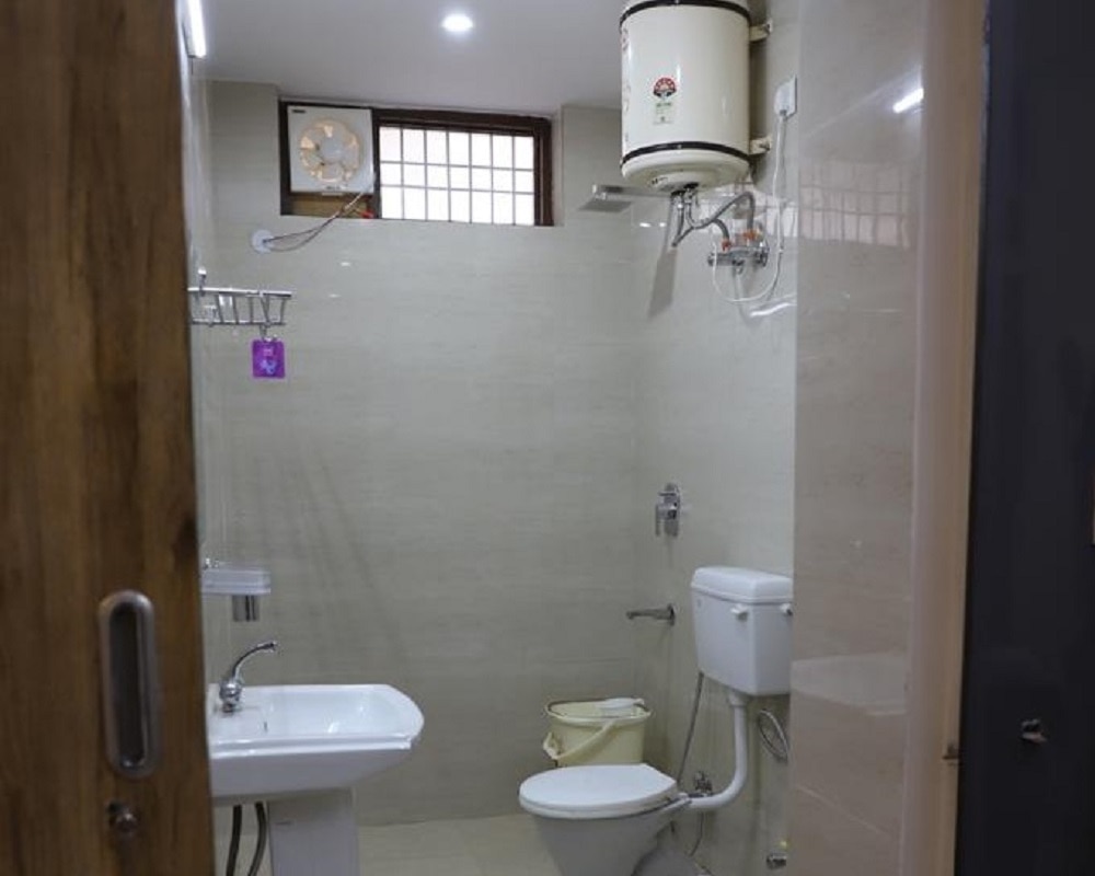 Chitrita Illam Homestay Hotel Delhi - Reviews, Photos & Offer