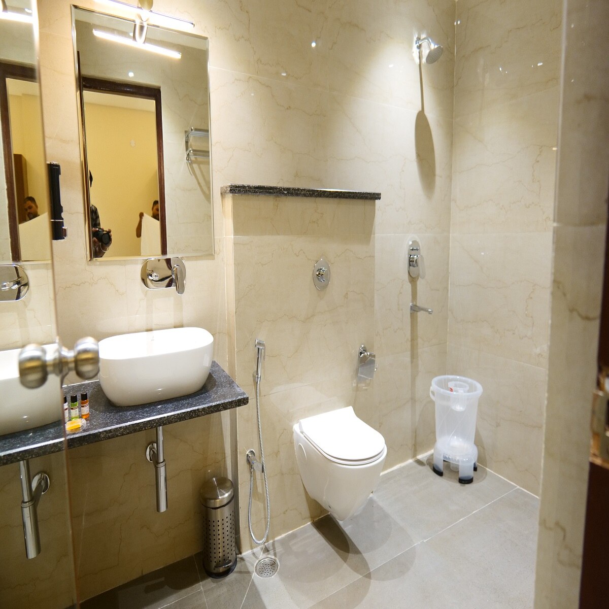 Hotel Vedangam Varanasi 𝗕𝗢𝗢𝗞 Varanasi Hotel 𝘄𝗶𝘁𝗵 𝗙𝗥𝗘𝗘 𝗖𝗮𝗻𝗰𝗲𝗹𝗹𝗮𝘁𝗶𝗼𝗻