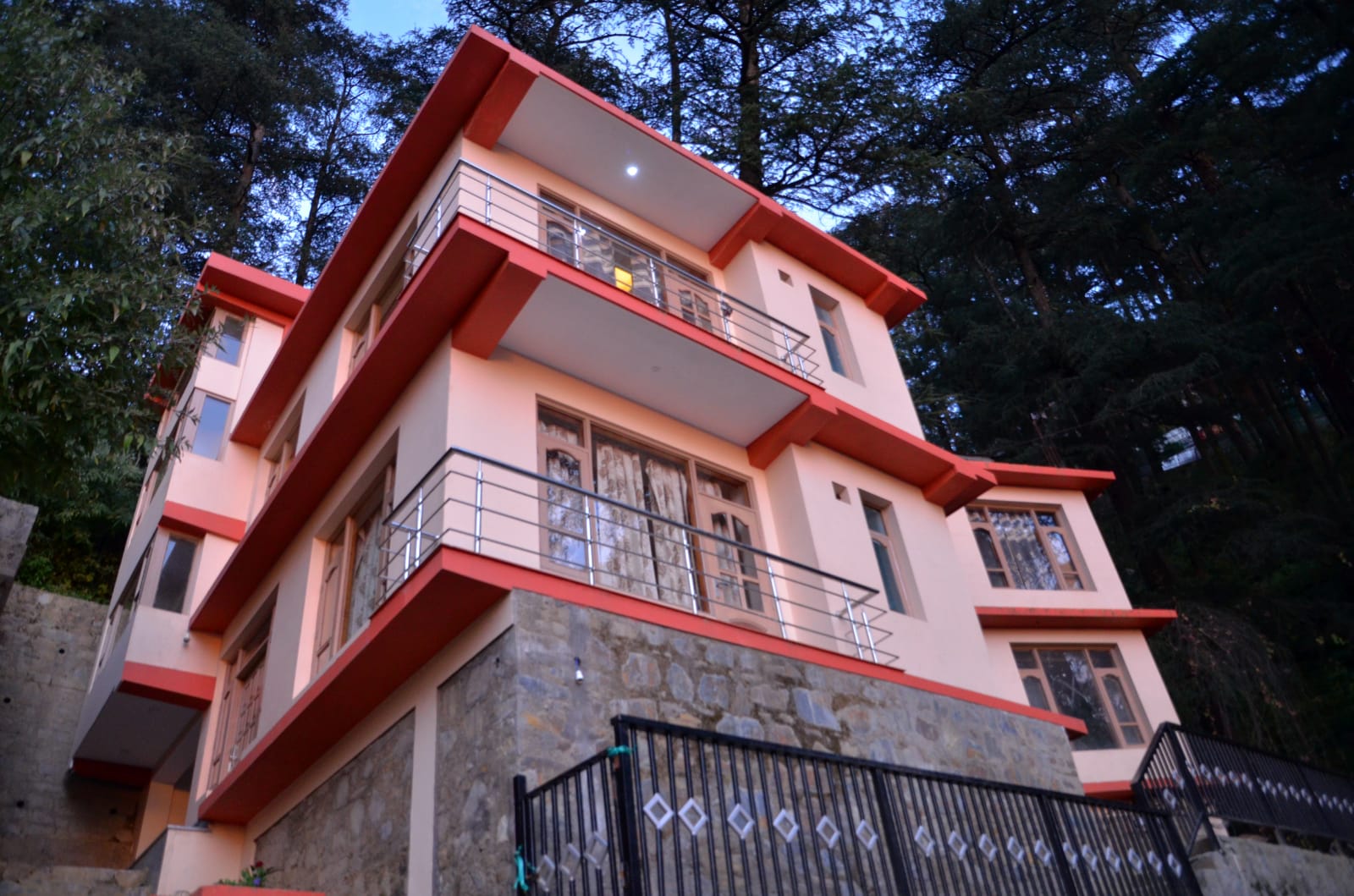 Shanti Van Best Rates on Shimla Hotel Deals, Reviews & Photos