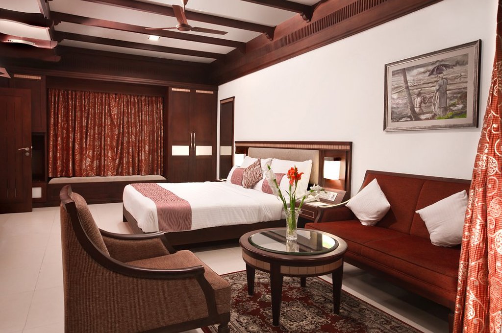 Sterling Lake Palace Alleppey Alleppey - Reviews, Photos & Offer