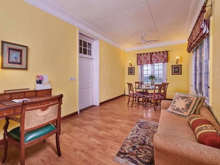 The LaLit Grand Palace Srinagar Srinagar Hotel Price, Address & Reviews