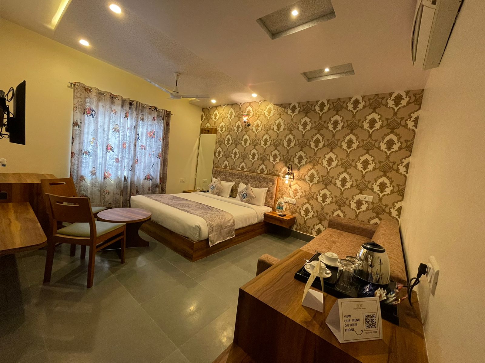 THE KUMBHA MAHAL RESORT Best Rates on Kumbhalgarh Hotel Deals, Reviews ...