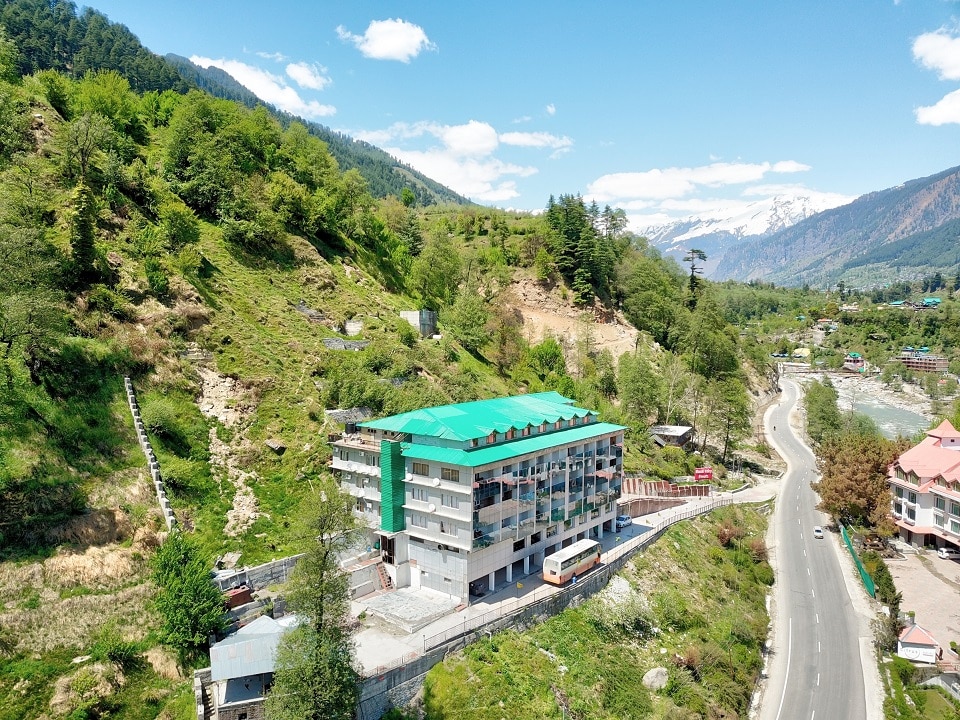 Holiday Heights & Spa Manali Best Rates on Manali Hotel Deals, Reviews ...