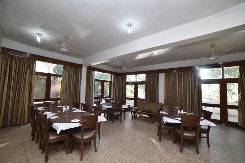 MPT Parsili Resort, Parsili 𝗕𝗢𝗢𝗞 Sidhi Hotel 𝘄𝗶𝘁𝗵 ₹𝟬 𝗣𝗔𝗬𝗠𝗘𝗡𝗧