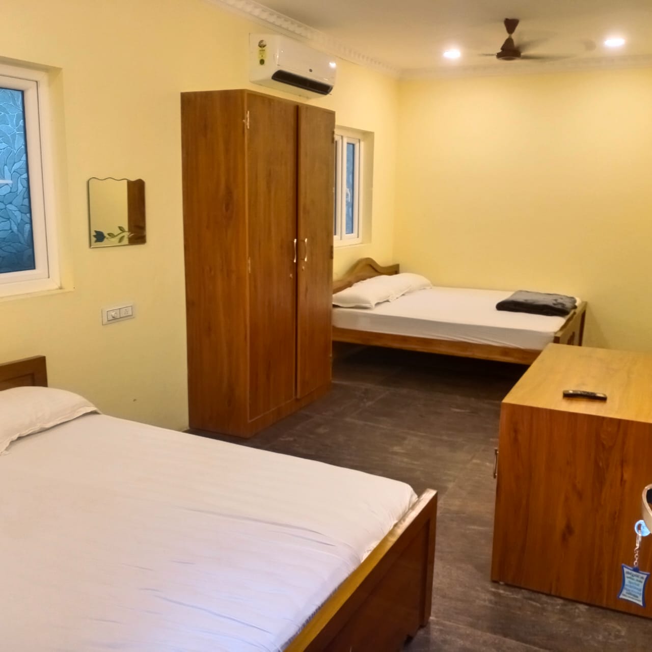 ROYAL CASTLE Farm Stay Resort 𝗕𝗢𝗢𝗞 Gopichettipalaiyam Resort 𝘄𝗶𝘁𝗵 ₹𝟬 ...