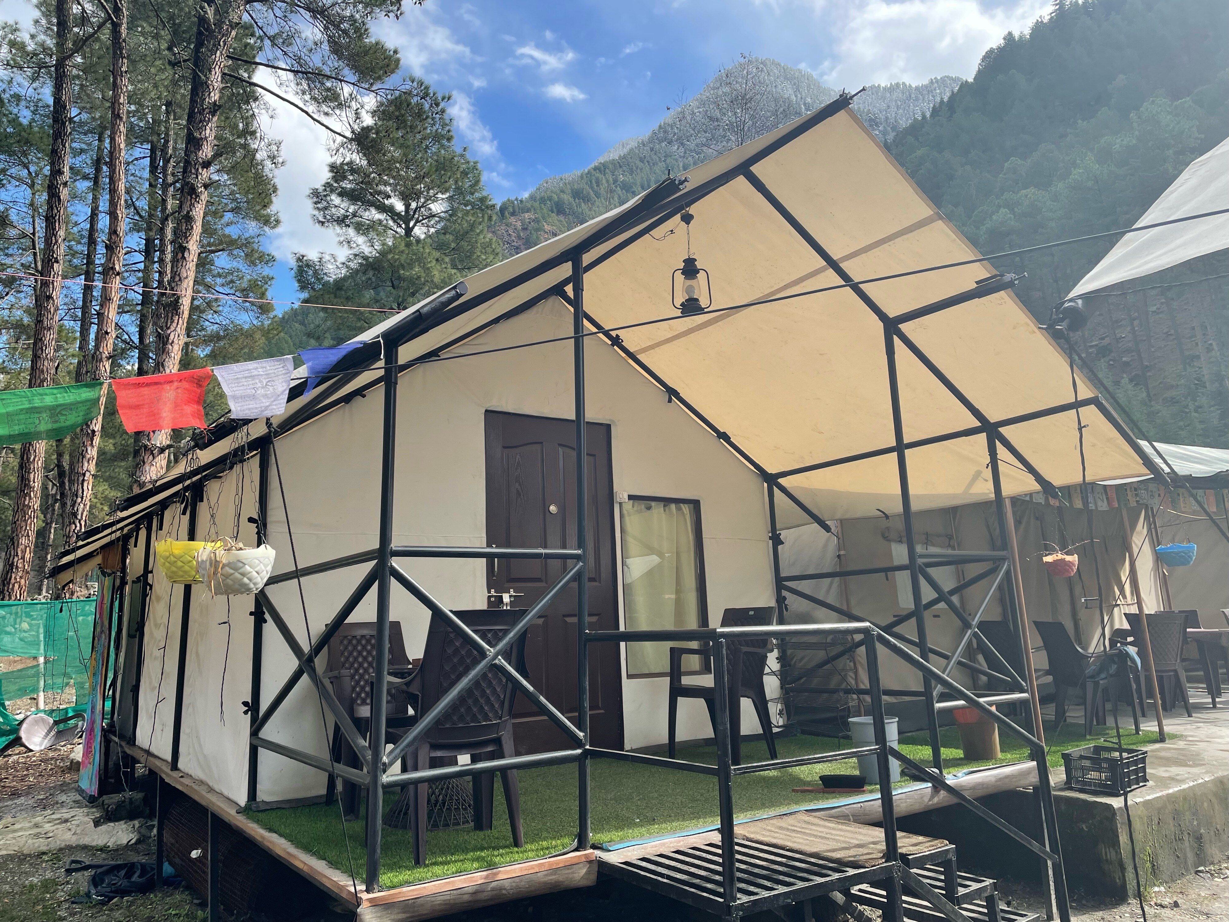 Kasol Riverside Camps & Cottages Best Rates on Kasol Hotel Deals ...