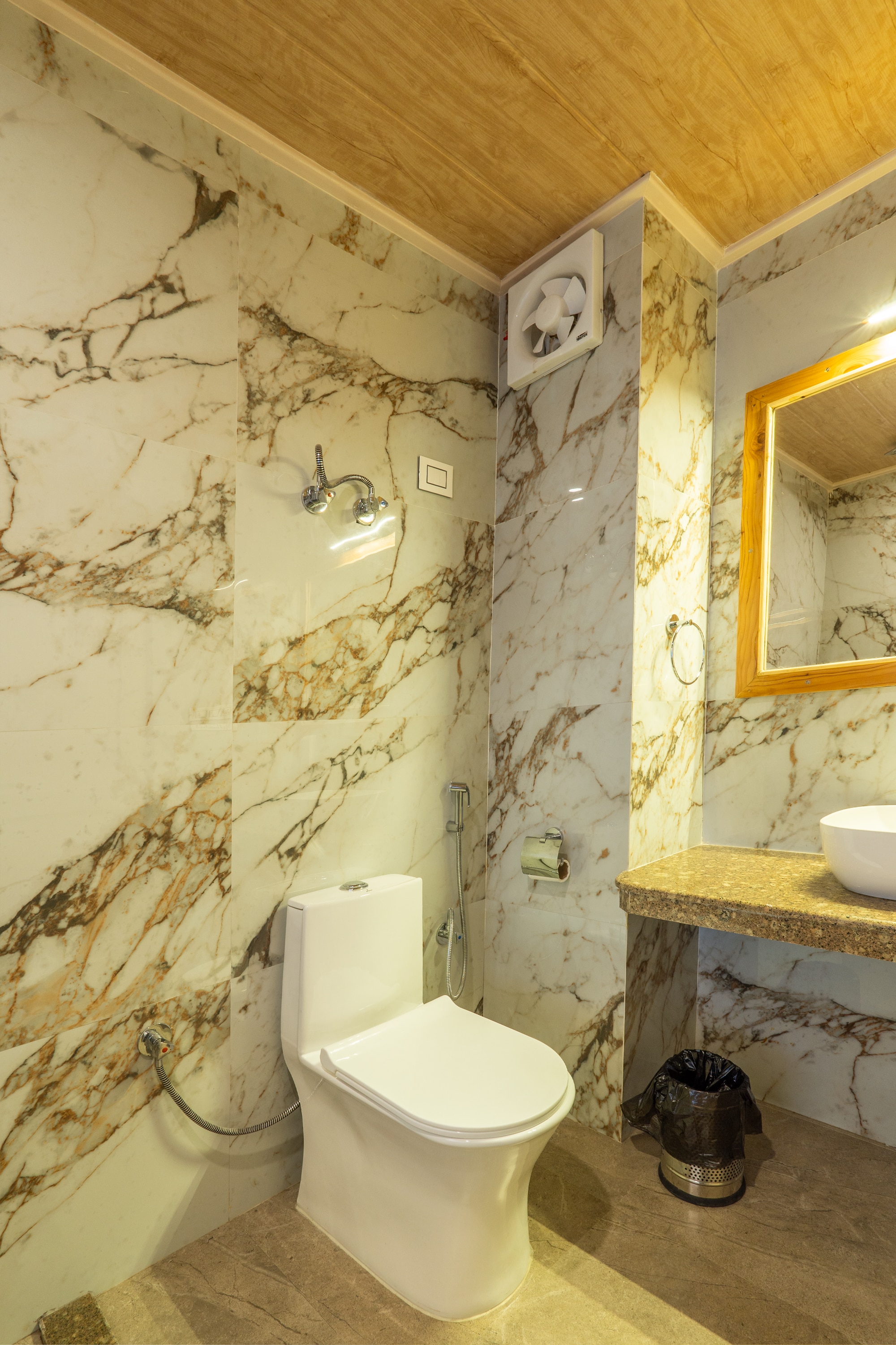 Rustic Wood Hotel Manali - Reviews, Photos & Offer