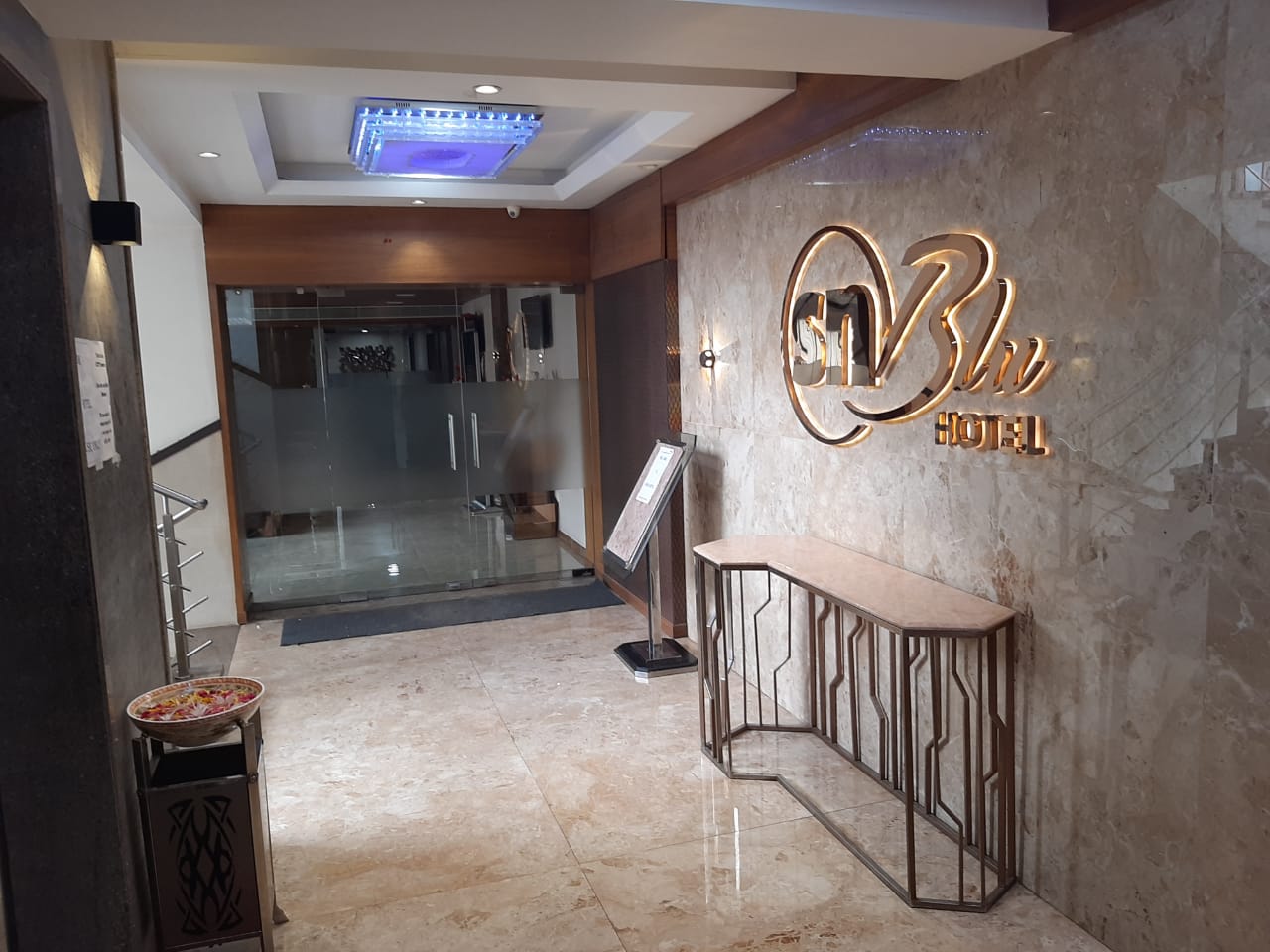SN Blu Hotel Ahmedabad INR 767 OFF ( ̶2̶8̶0̶0̶ ) Hotel Price, Address ...