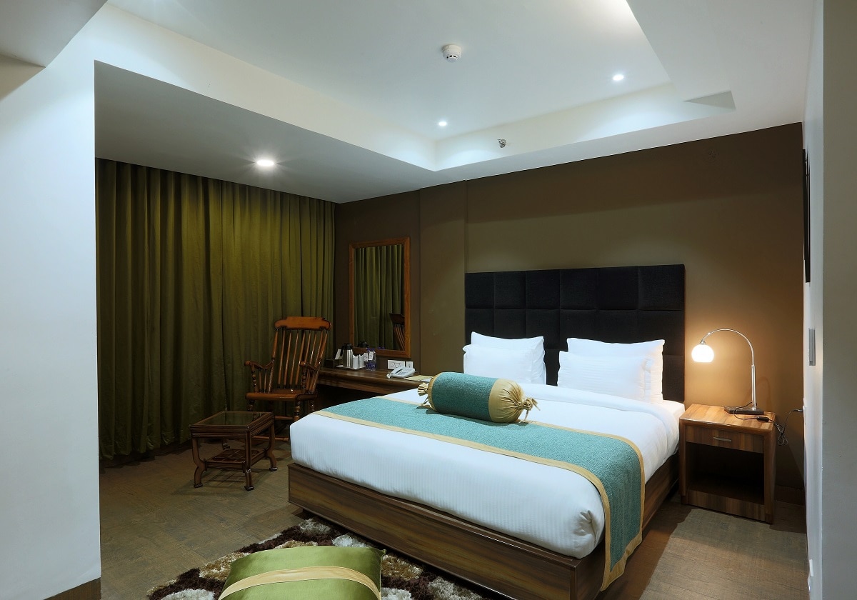 Hotel Shoolin Grand Guwahati INR 1157 OFF ( ̶5̶5̶0̶0̶ ) Hotel Price ...