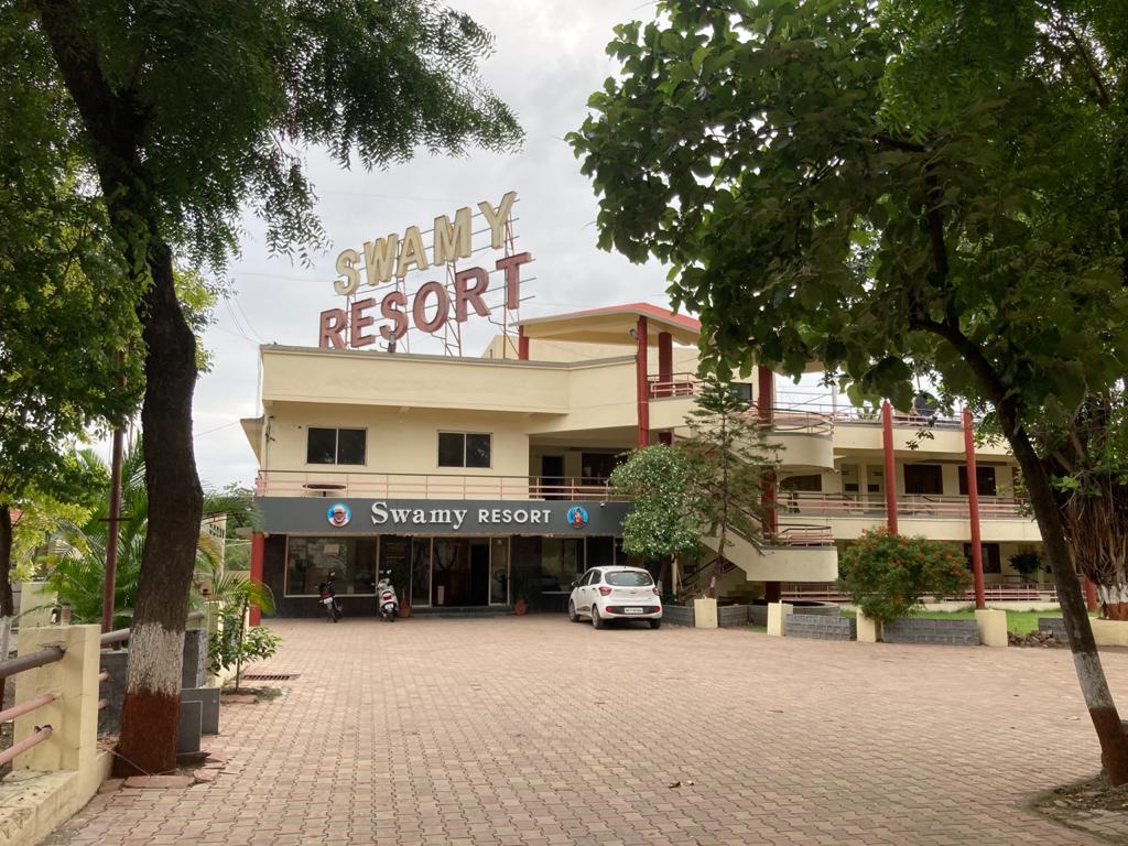 St Laurn -The Spiritual Resort 𝗕𝗢𝗢𝗞 Shirdi Resort