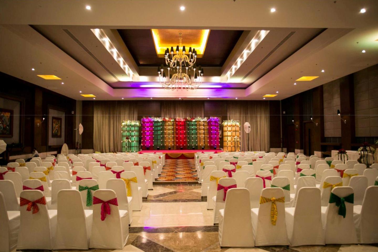 Sheraton Grand Palace Indore Indore Hotel Price, Address & Reviews