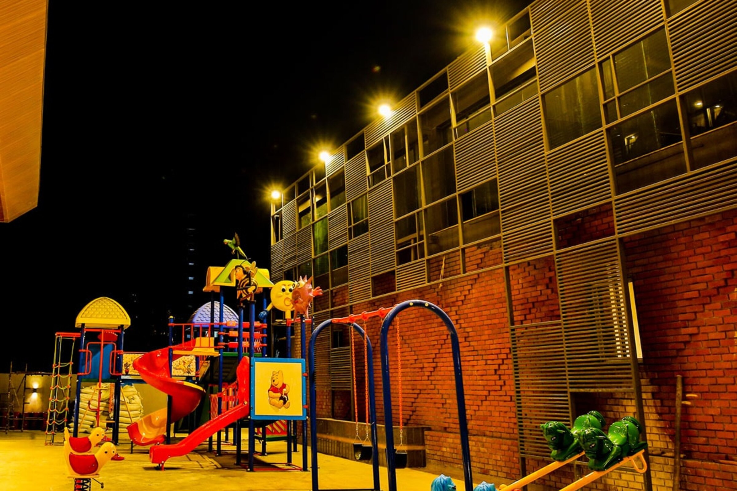 The Weekend Address Surat INR 3880 OFF ( ̶6̶3̶1̶3̶ ) Hotel Price ...