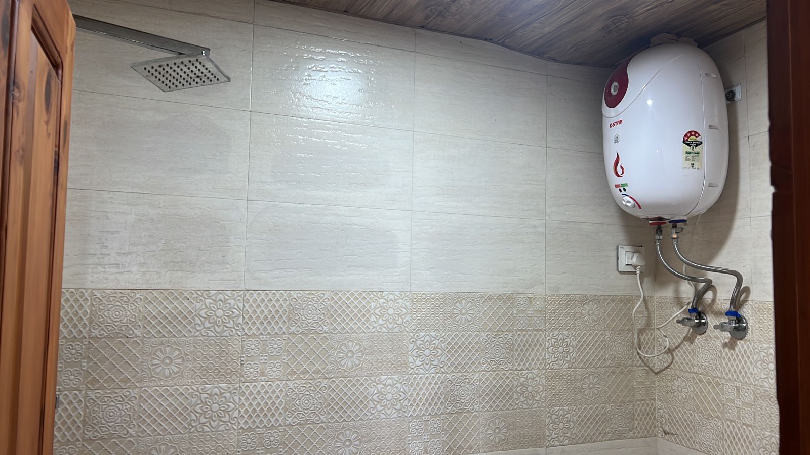 The Pahadi House | Mountain-view Rooms 𝗕𝗢𝗢𝗞 Narkanda Homestay 𝘄𝗶𝘁𝗵 ₹𝟬 ...