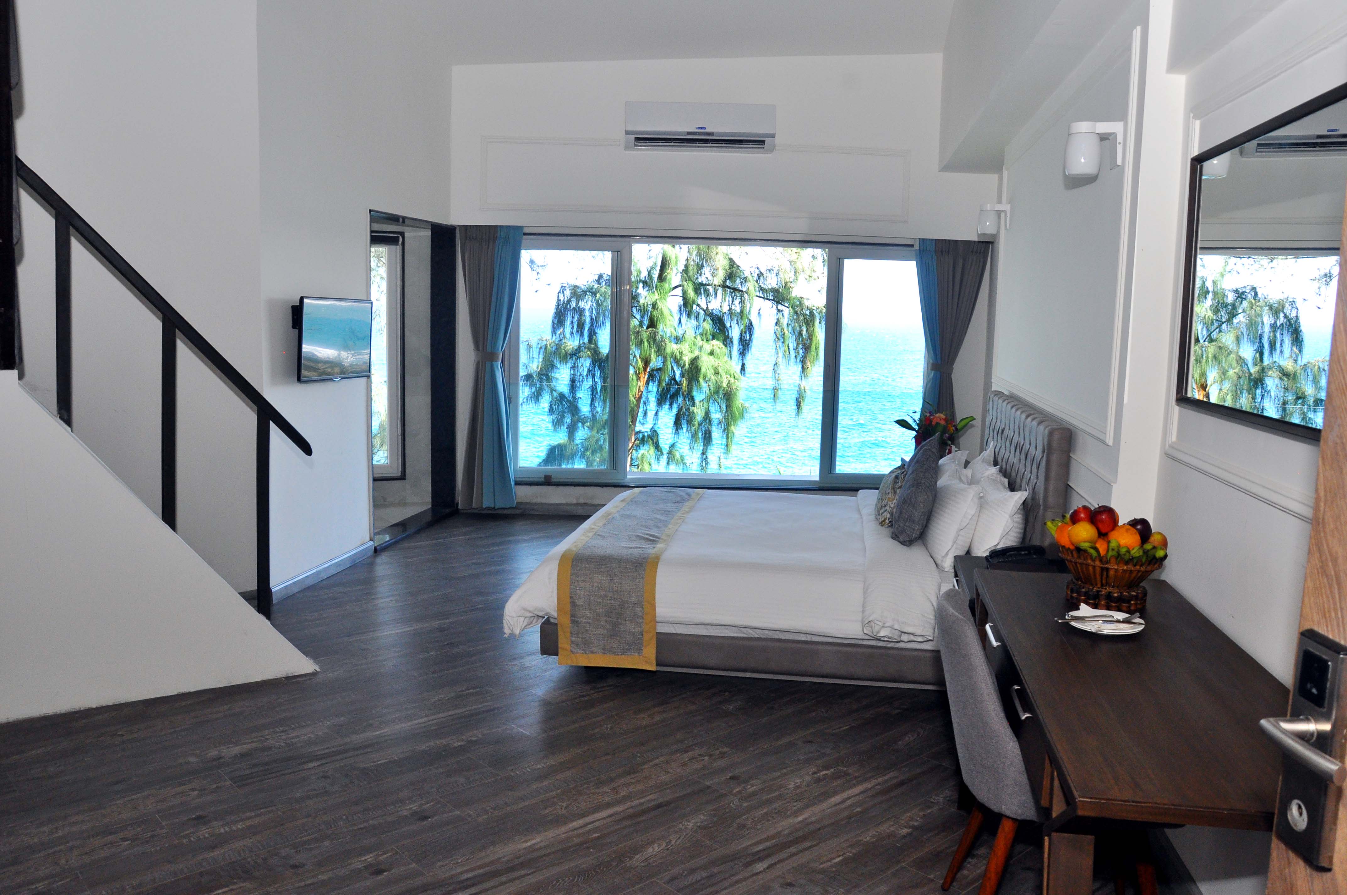 Sinclairs Bayview Port Blair Port Blair INR 1153 OFF ( ̶7̶4̶9̶0̶ ...