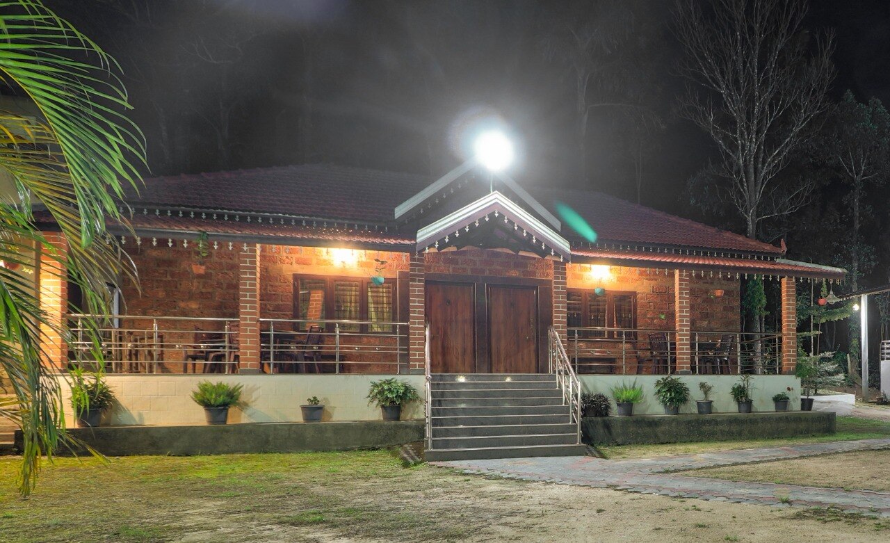 Mountain Valley Homestay | Rooms & Caretaker Best Rates on Chikmagalur ...