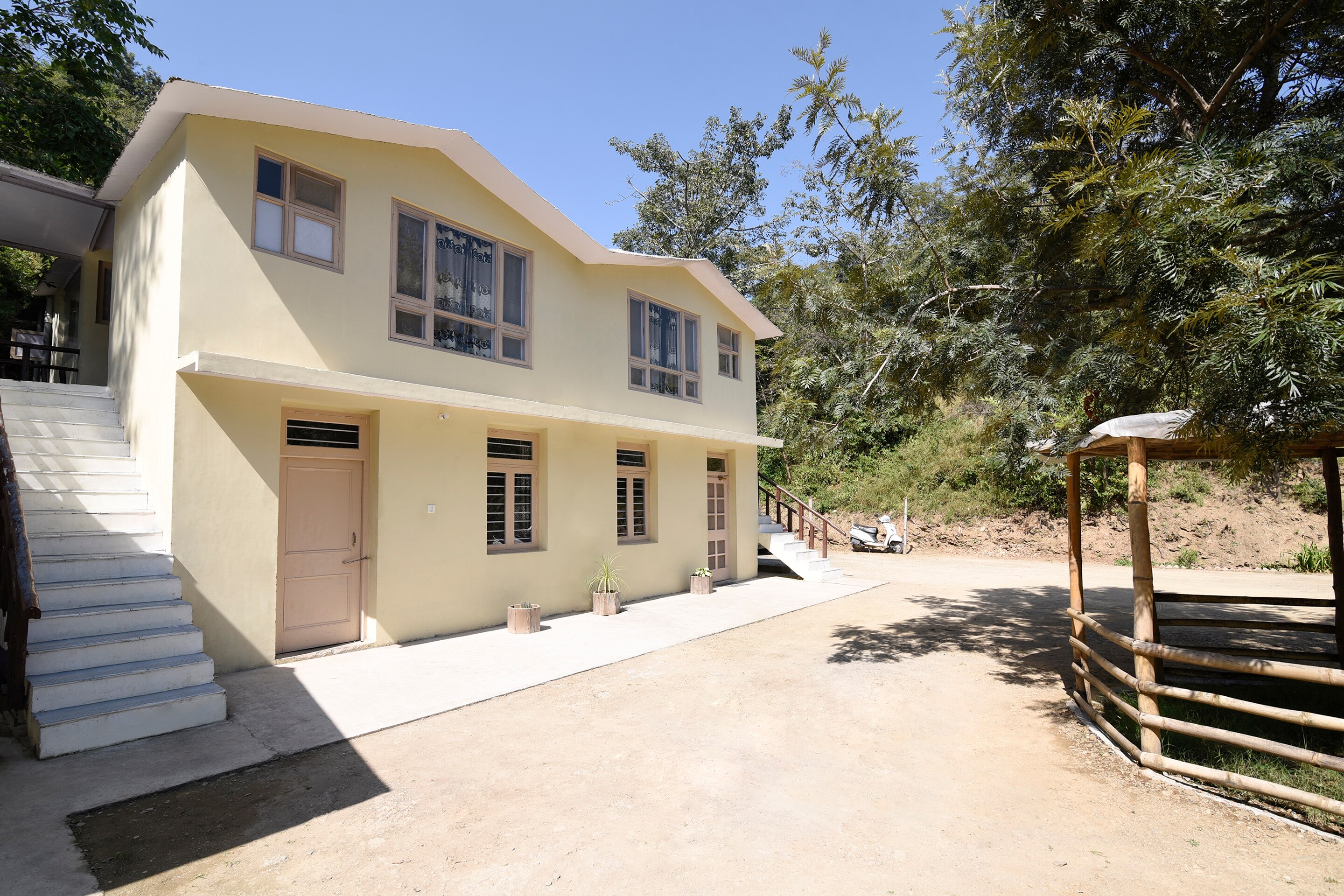 The Silver Oak Homestay | Rooms | WiFi | Parking Best Rates on Shimla ...