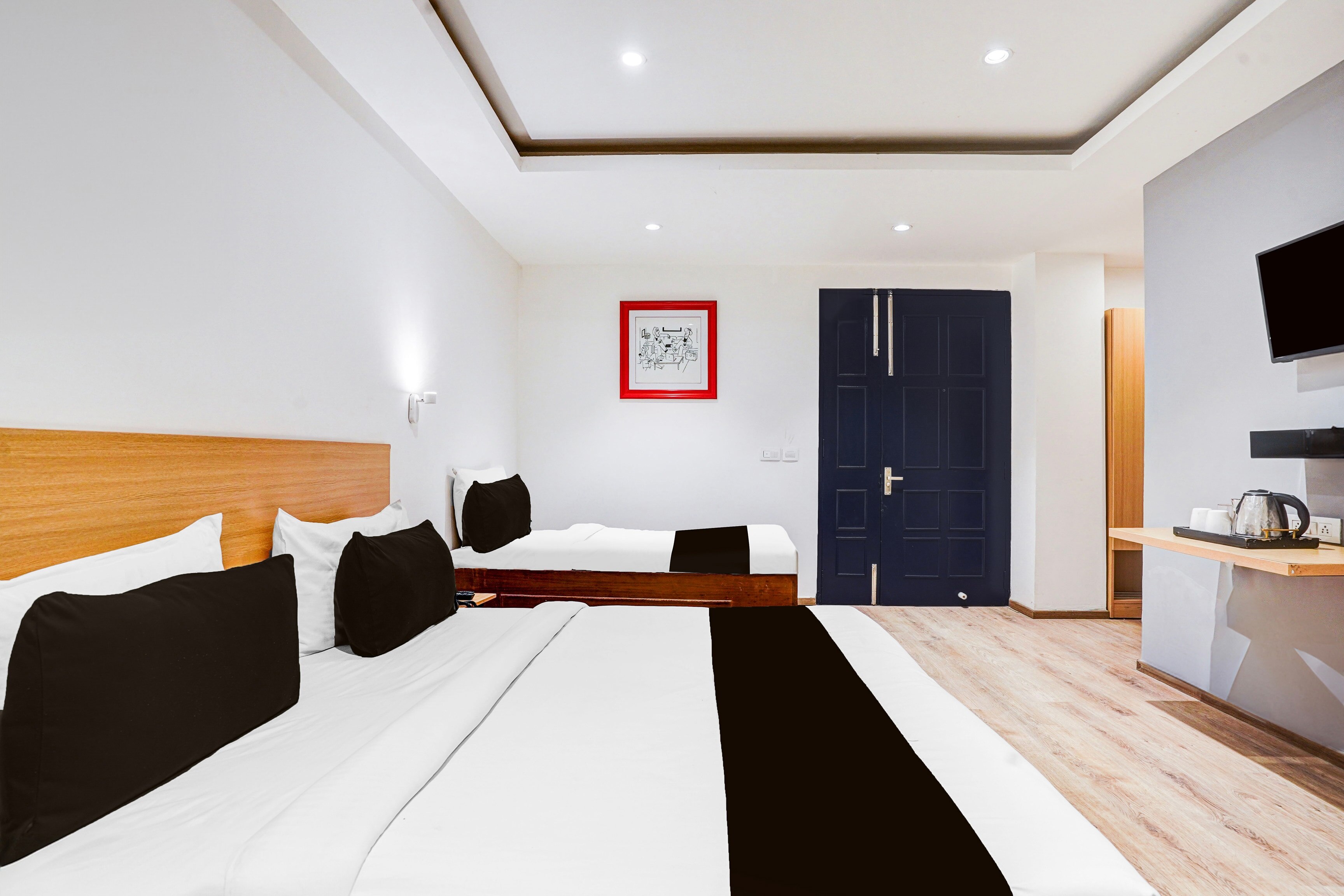 Super Townhouse Yashobhoomi Formerly Hotel Grand Tashree Delhi ...