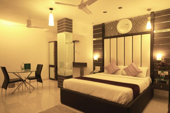 35 Places to Visit in Vapi in 2024 | Top Tourist Attractions & Places