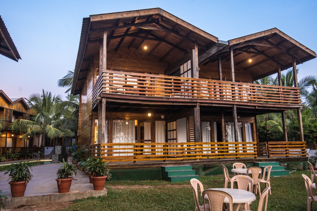 Aqua Marina Beach Cottages | Pool & Cafe | Goa Cottage BOOK @ ₹1