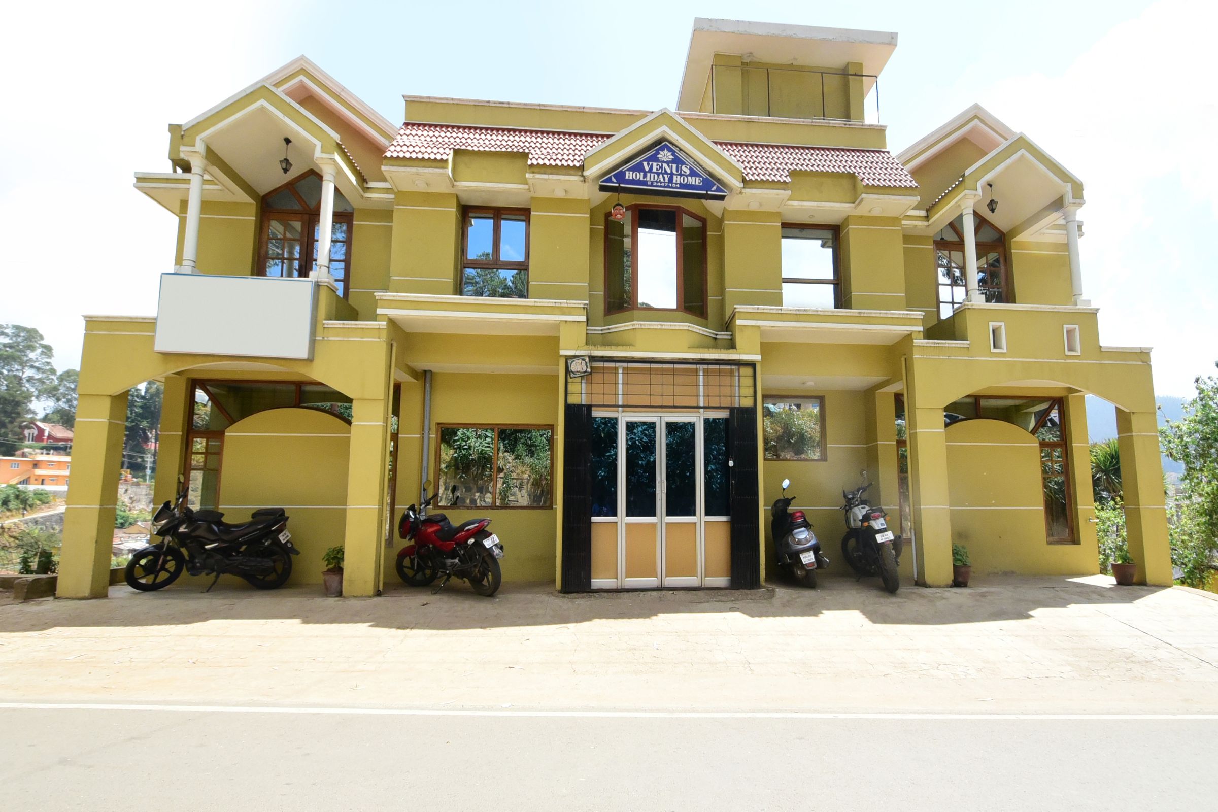 Venus Holiday Home | Rooms in a Homestay | Ooty Homestay BOOK @ ₹1