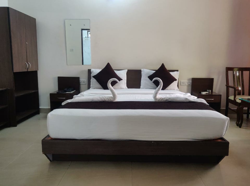 Shivam Resorts Best Rates on Goa Hotel Deals, Reviews & Photos