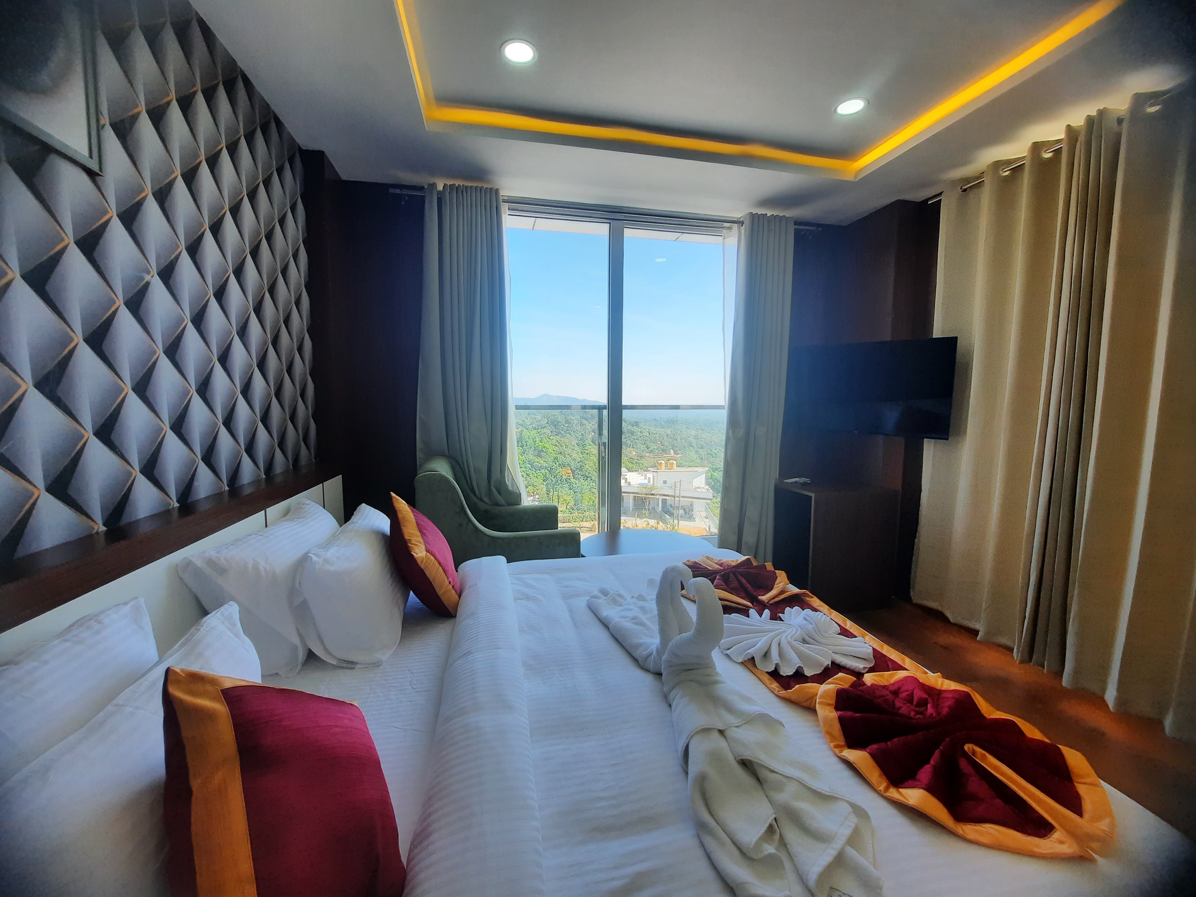 Best Time to Visit in Coorg | Temperature, Weather & Seasons