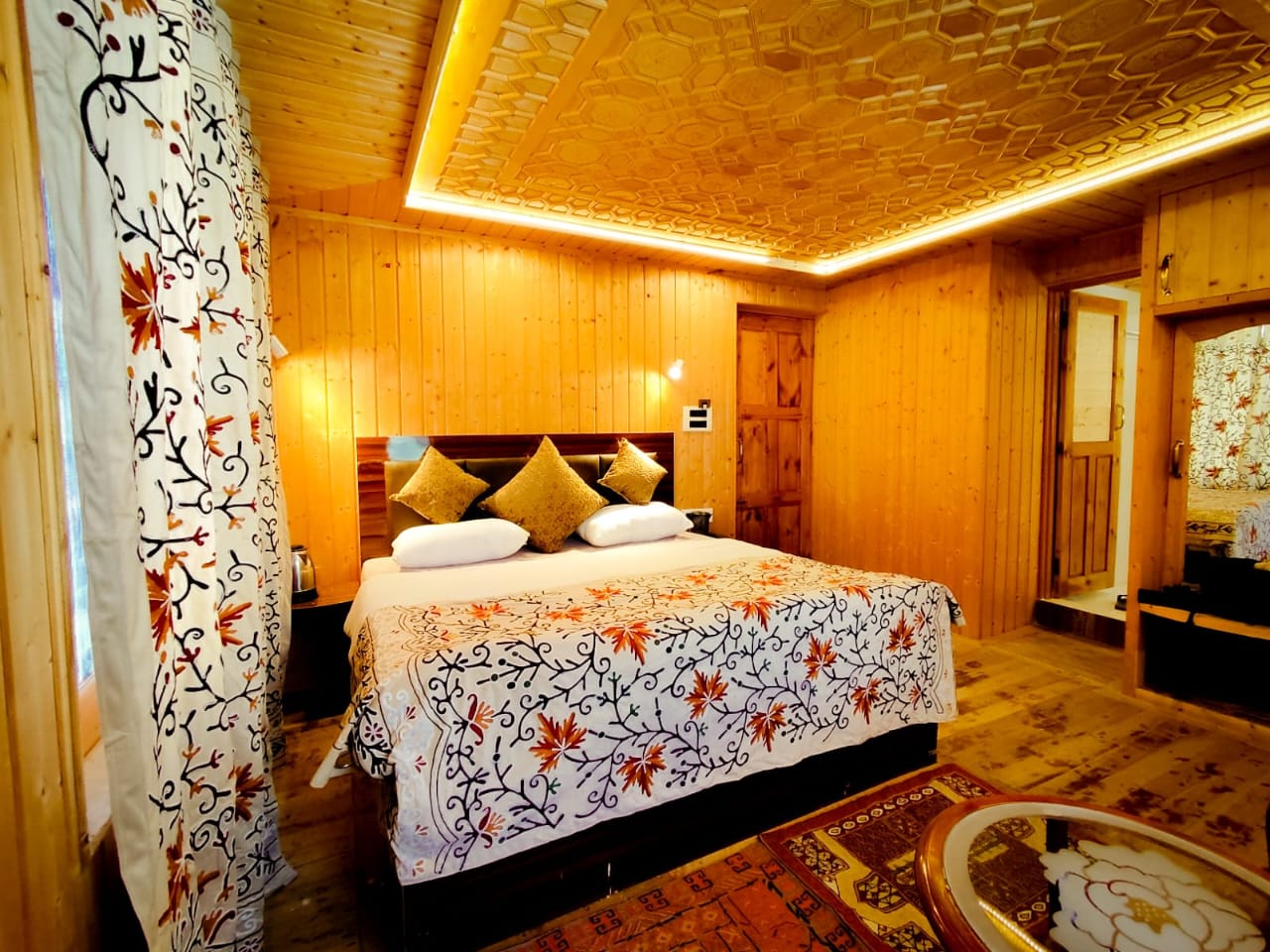 The Riverwalk Resort 𝗕𝗢𝗢𝗞 Pahalgam Resort 𝘄𝗶𝘁𝗵 ₹𝟬 𝗣𝗔𝗬𝗠𝗘𝗡𝗧