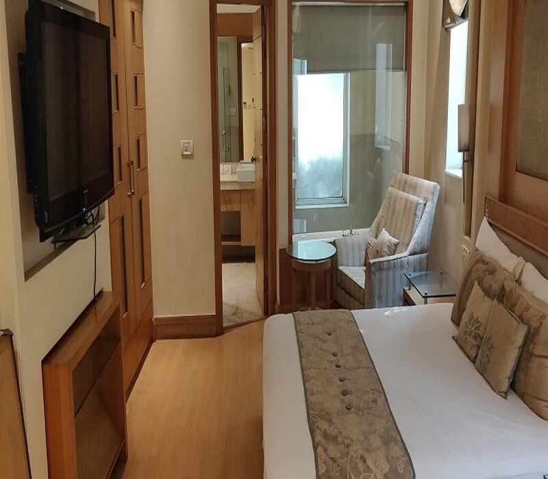 Hotel Golf View Sakura 𝗕𝗢𝗢𝗞 Gurgaon Hotel 𝘄𝗶𝘁𝗵 ₹𝟬 𝗣𝗔𝗬𝗠𝗘𝗡𝗧