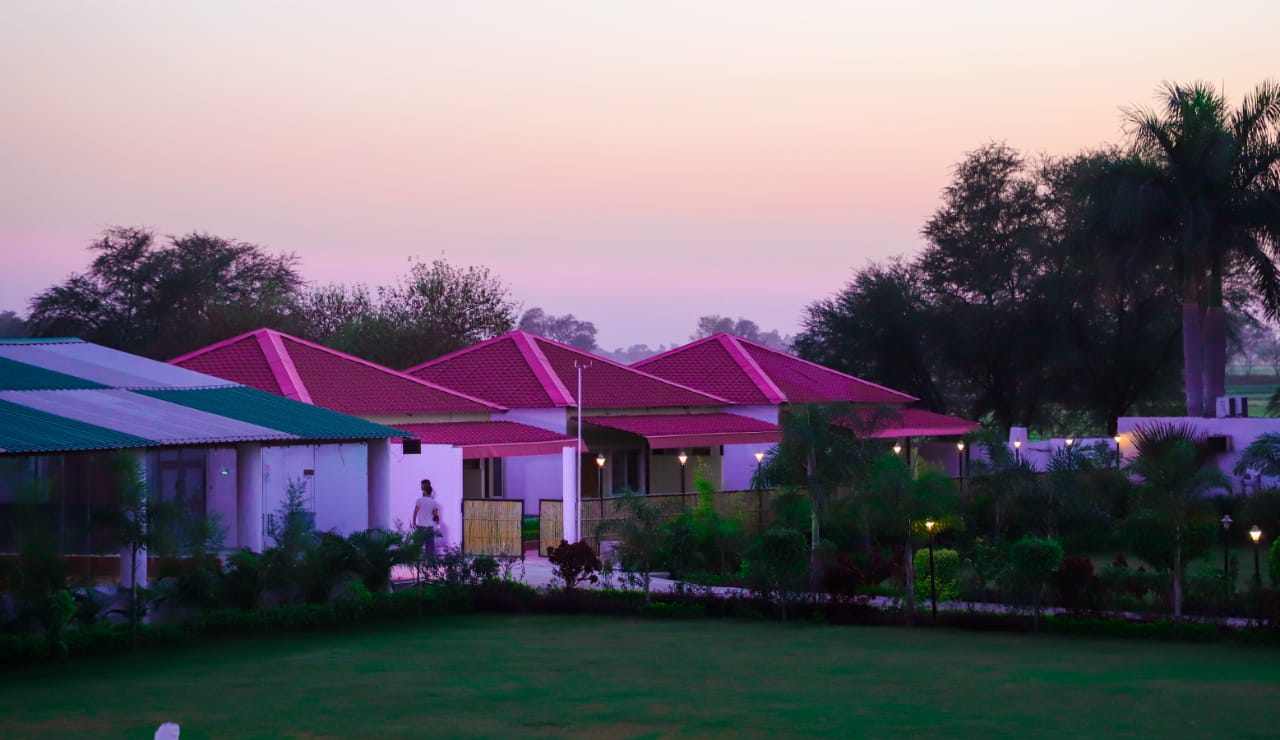 The Leon Palace 𝗕𝗢𝗢𝗞 Rewa Guest House 𝘄𝗶𝘁𝗵 ₹𝟬 𝗣𝗔𝗬𝗠𝗘𝗡𝗧