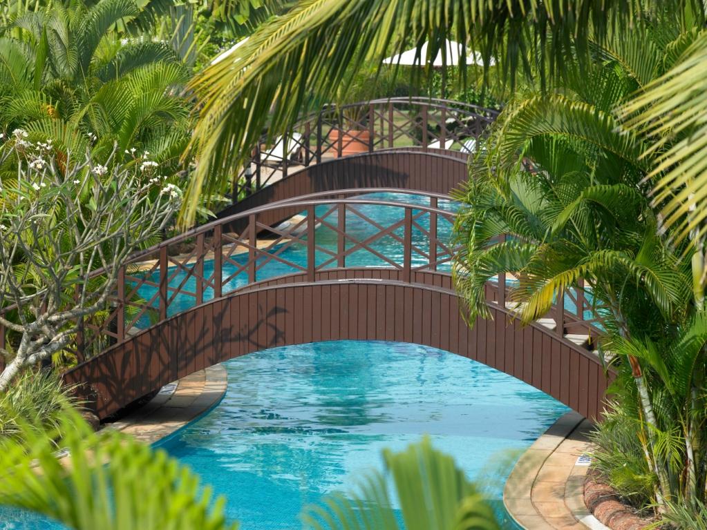 The Zuri White Sands Goa Resort and Casino Goa Resort Price, Address ...