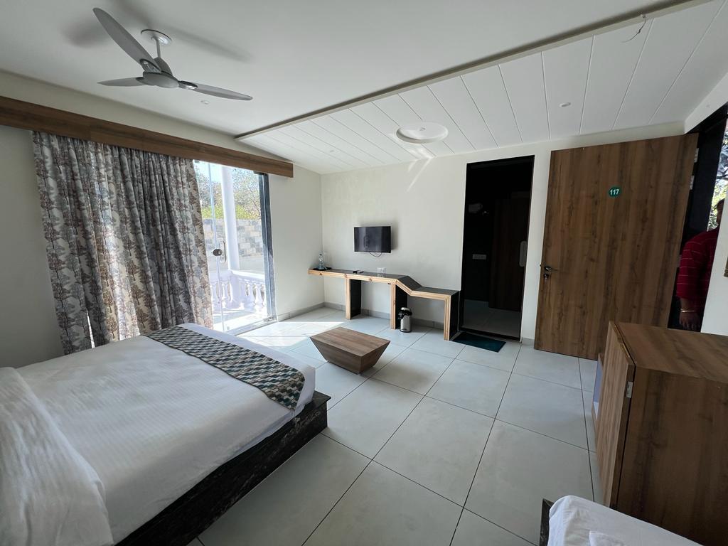 Van Vihar Resort 𝗕𝗢𝗢𝗞 Sasan Gir Resort 𝘄𝗶𝘁𝗵 𝗙𝗥𝗘𝗘 𝗖𝗮𝗻𝗰𝗲𝗹𝗹𝗮𝘁𝗶𝗼𝗻