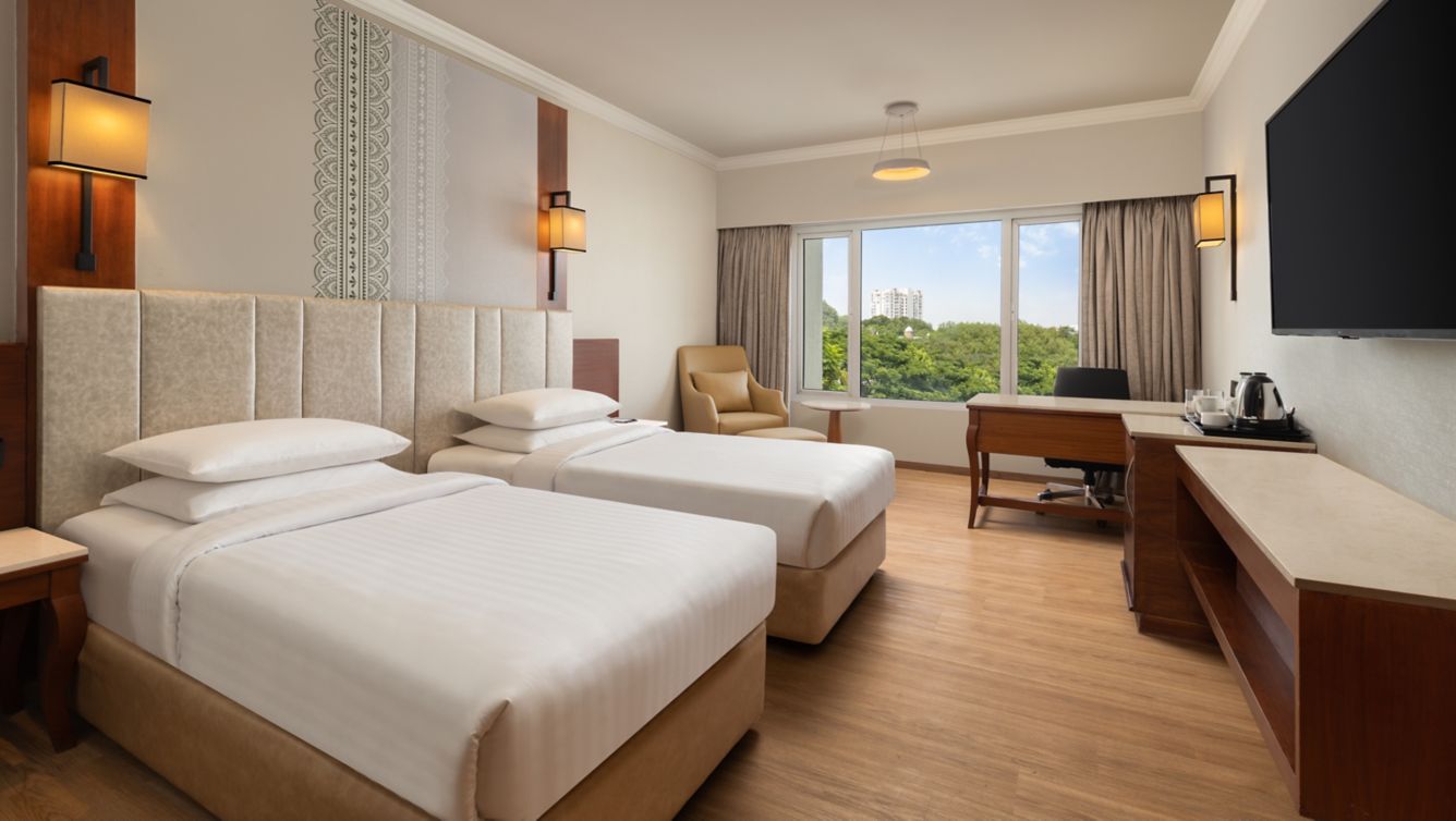 Courtyard by Marriott Tiruchirappalli 𝗕𝗢𝗢𝗞 Tiruchirappalli Hotel 𝘄𝗶𝘁𝗵 ...