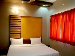 Tree Top Residency 𝗕𝗢𝗢𝗞 Bhuj Hotel 𝘄𝗶𝘁𝗵 ₹𝟬 𝗣𝗔𝗬𝗠𝗘𝗡𝗧