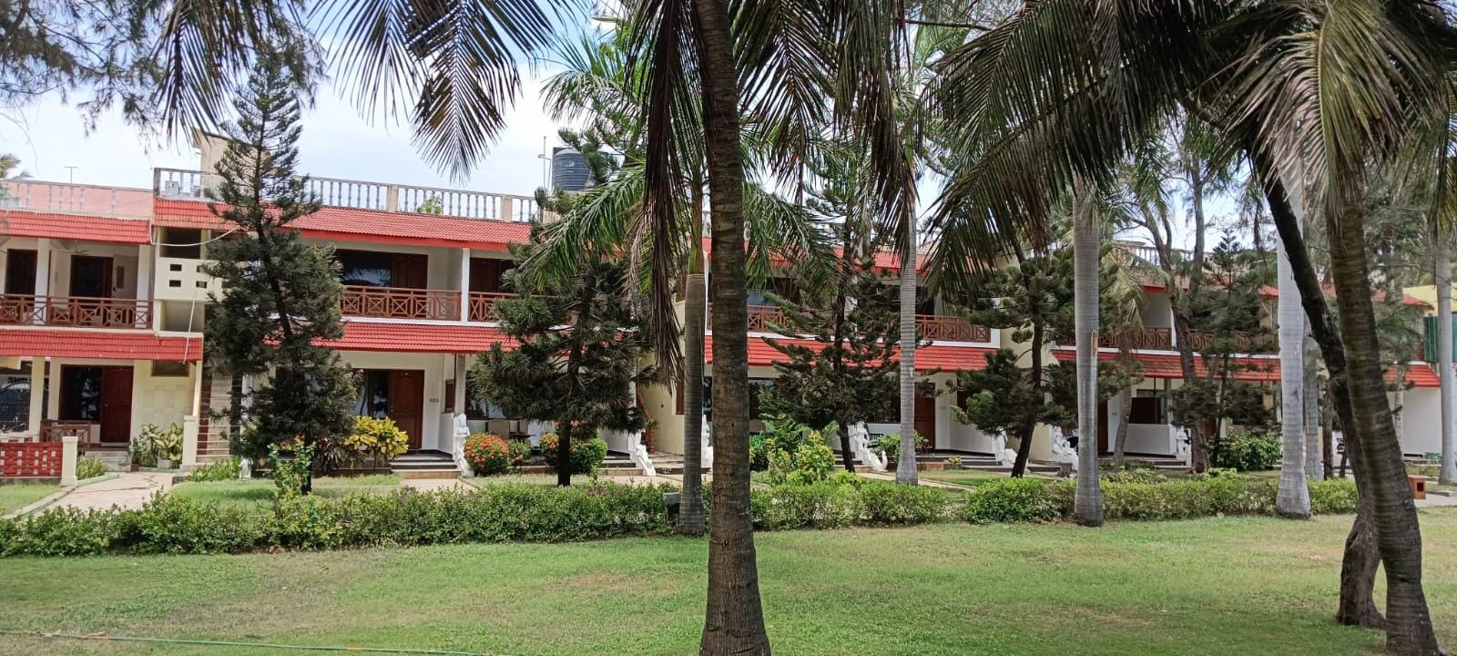 Joe Beach Resort 𝗕𝗢𝗢𝗞 Mahabalipuram Hotel