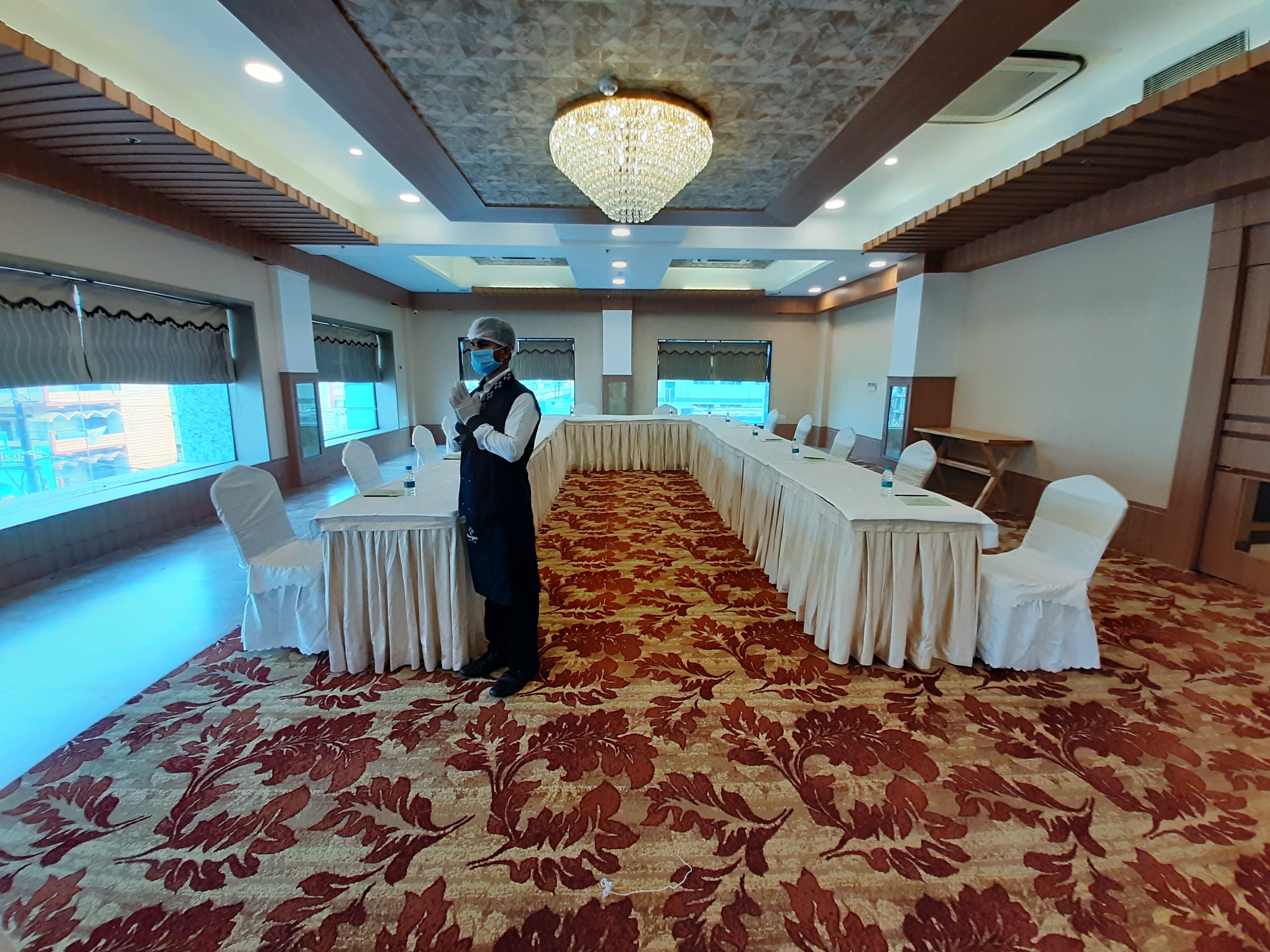 Gargee Grand Patna INR 210 OFF ( ̶3̶5̶0̶0̶ ) Hotel Price, Address & Reviews