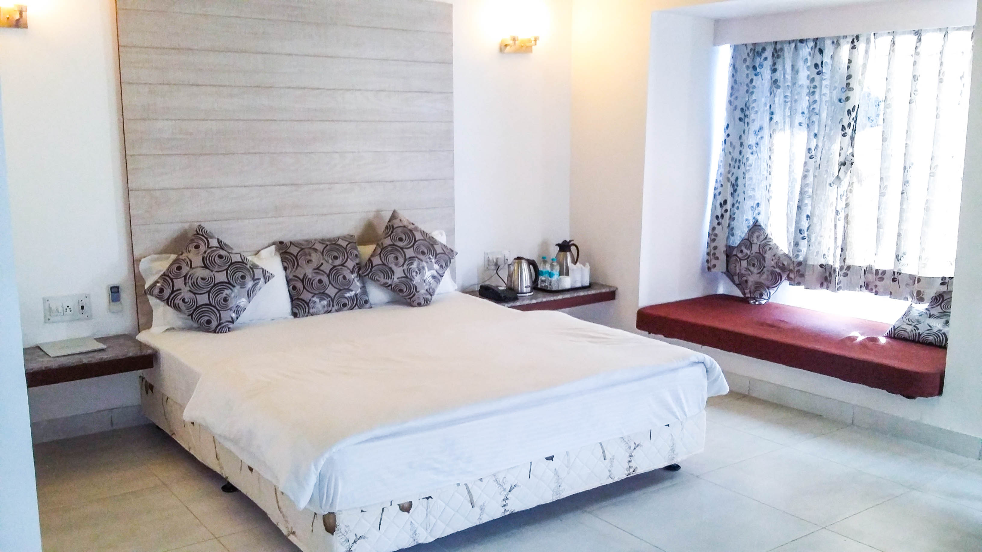 Hummingbird Resort Mount Abu Price, Address & Reviews