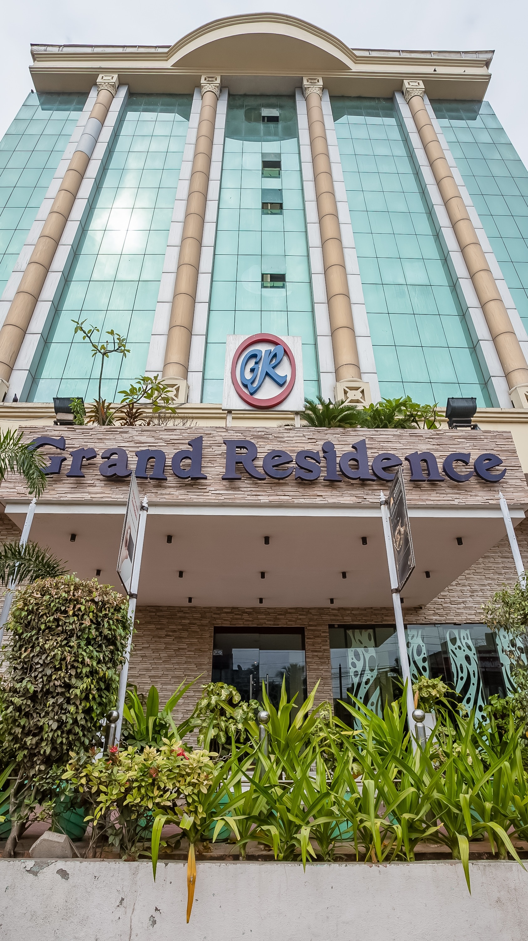 Grand Residence Best Rates on Chennai Hotel Deals, Reviews & Photos