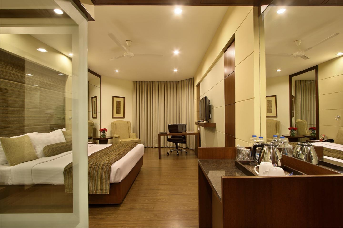 Hotel Express Residency Vadodara - Deal Hotel HD Photos & Reviews